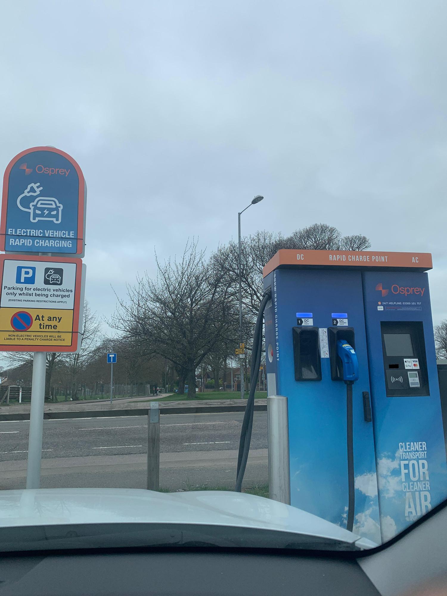 Hatters Way Retail Park - McDonalds | Chaul End Lane, Luton, LU4 8EZ ...