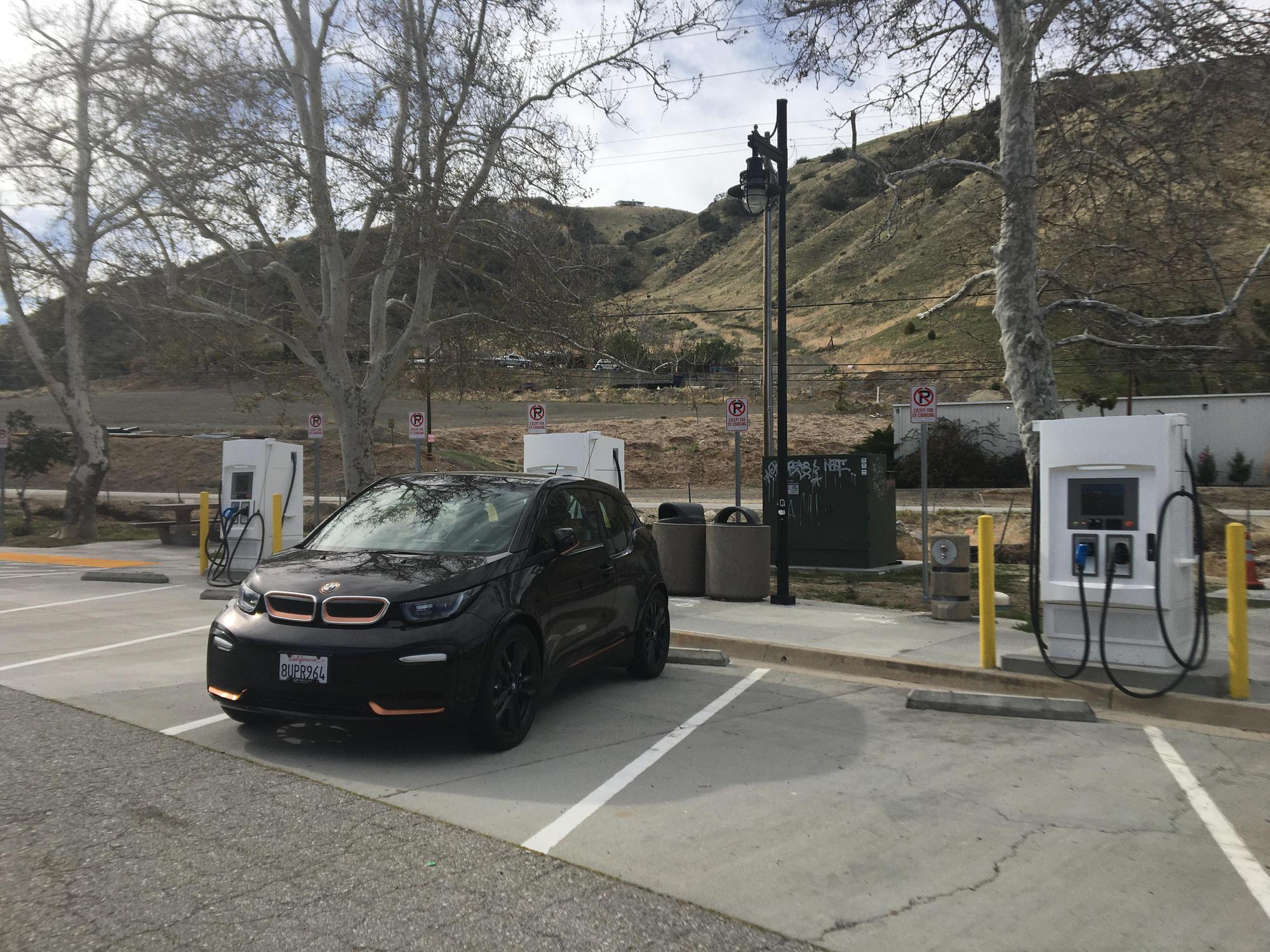 Tejon Pass Rest Area - Southbound | Lebec, CA | EV Station