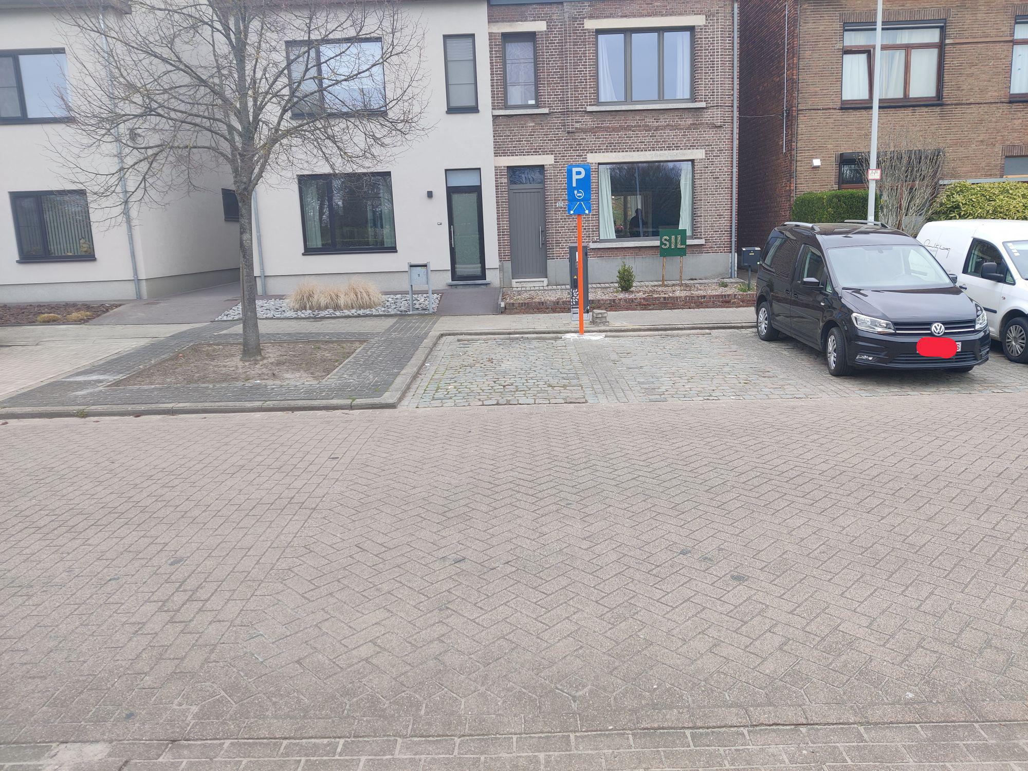 Kon. Astridlaan Parkeerplaats | Nijlen, Vlaanderen | EV Station