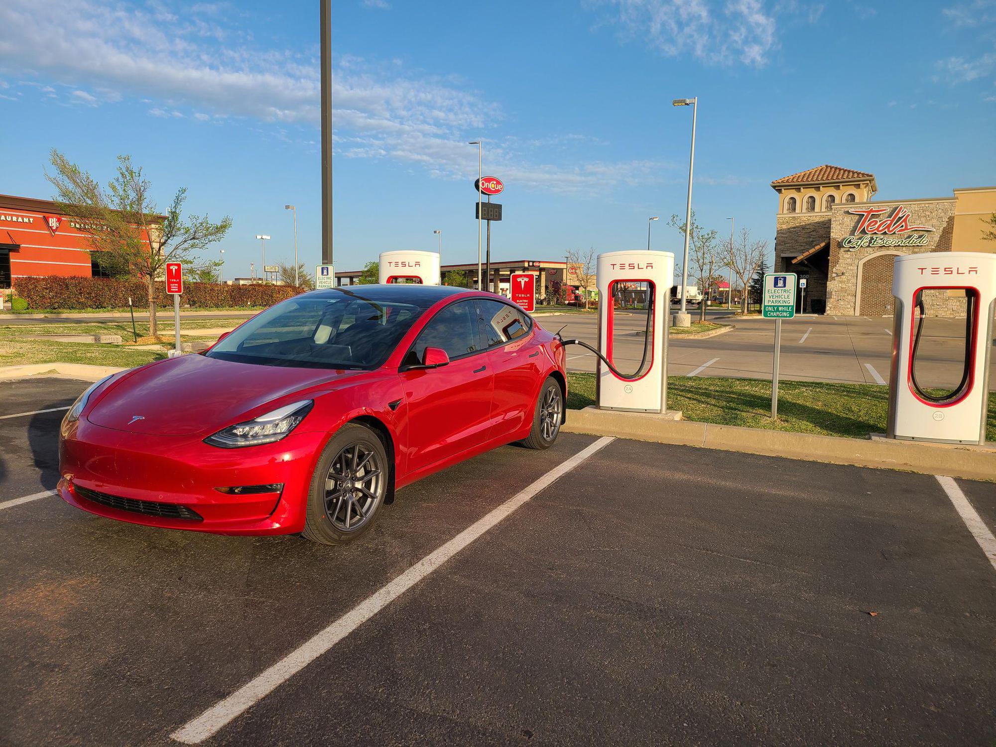 OKC Outlets | Oklahoma City, OK | EV Station