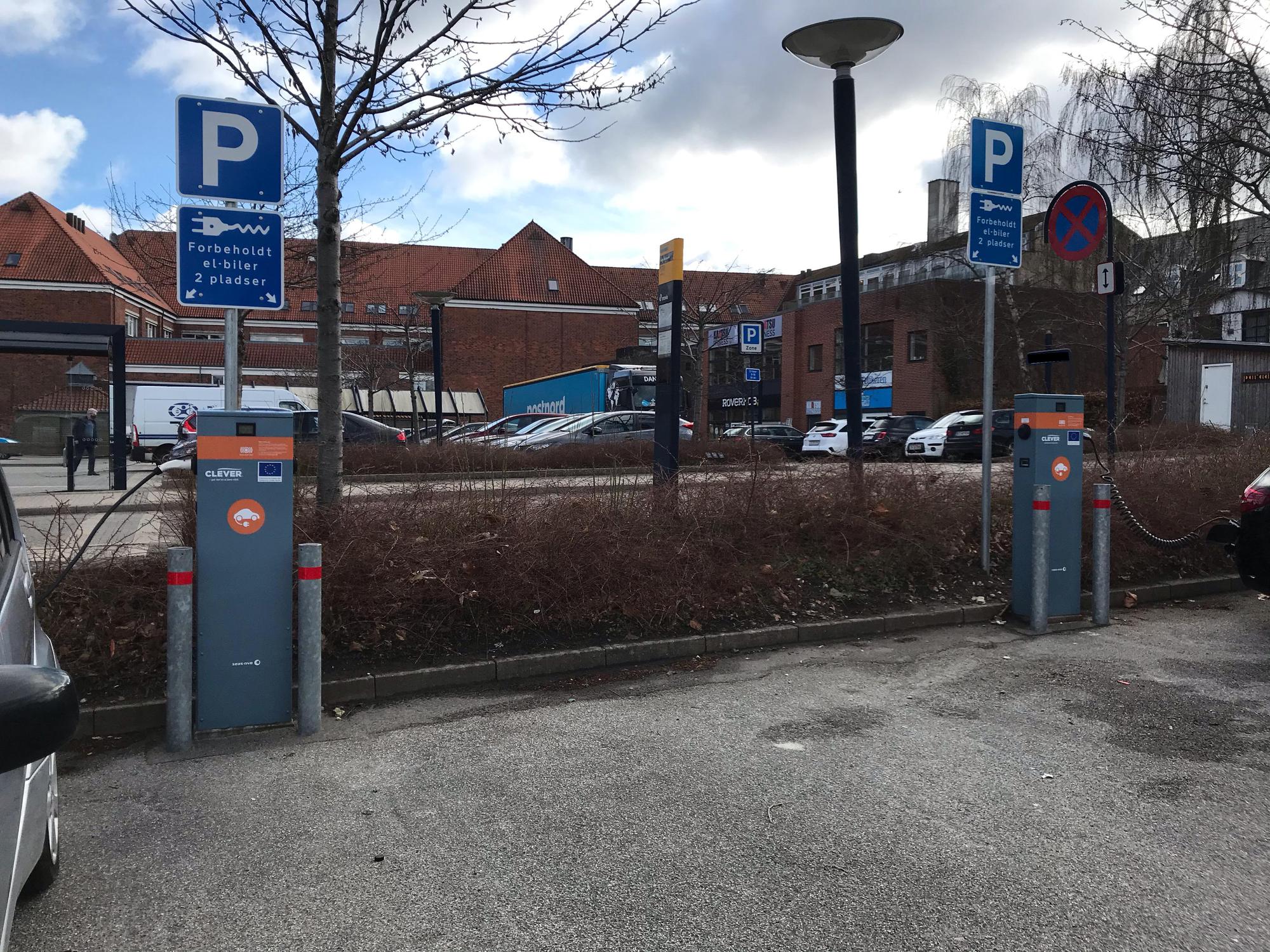 Holte Midtpunkt | 3 Rønnebærvej, Holte, 2840, DNK | EV Station