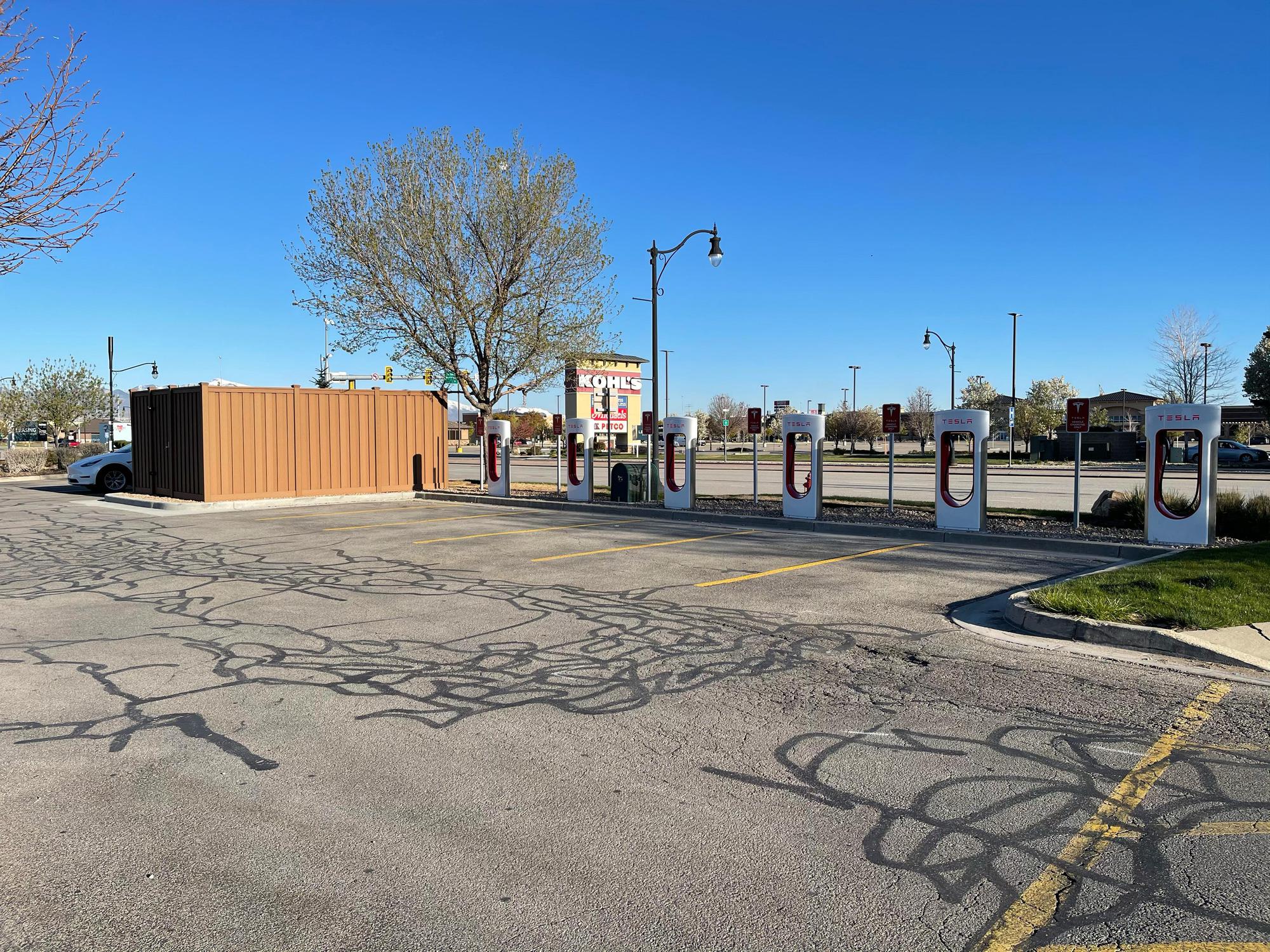 Draper Crossing | Draper, UT | EV Station