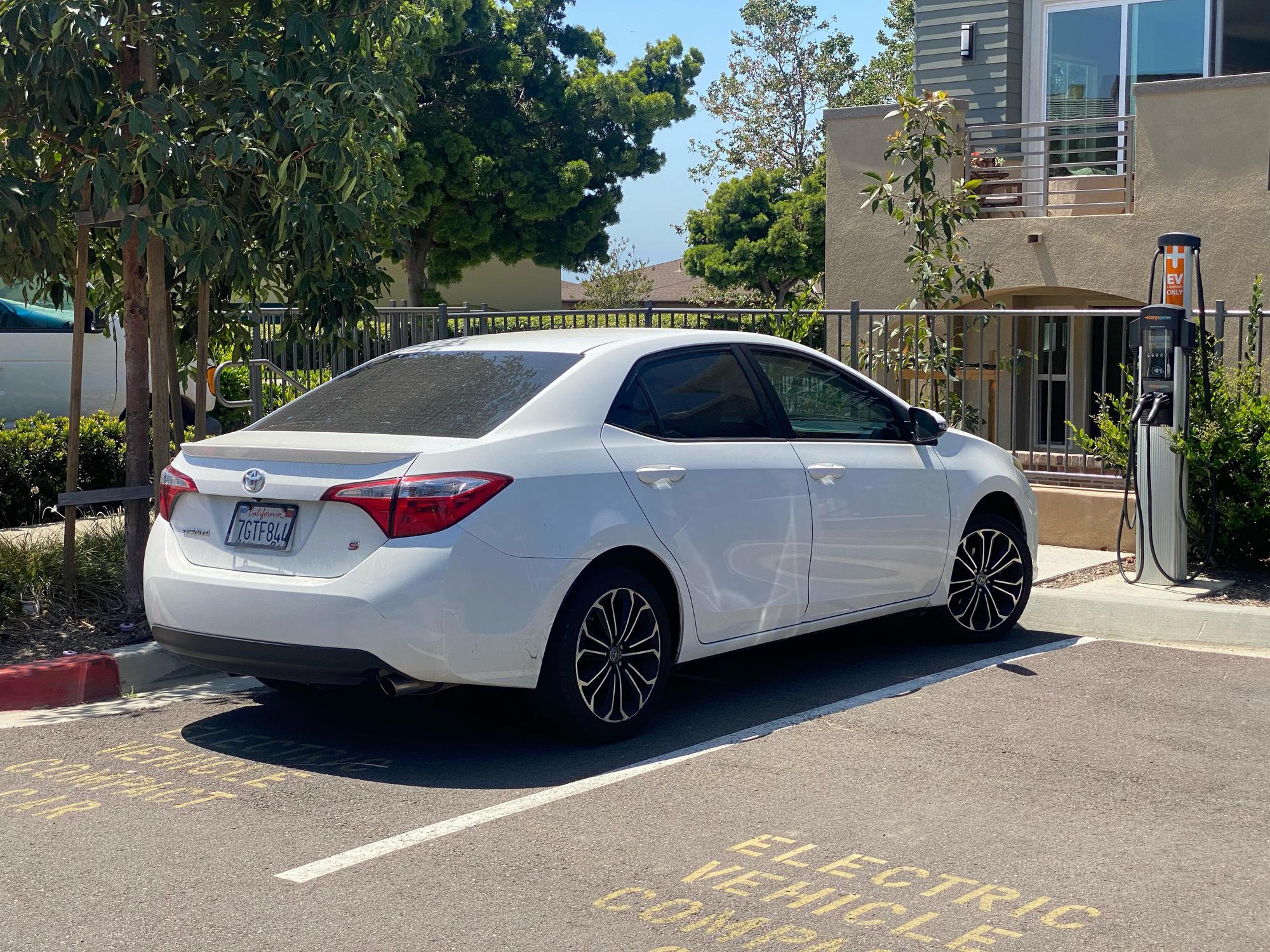 The Square at Bressi Ranch | Carlsbad, CA | EV Station