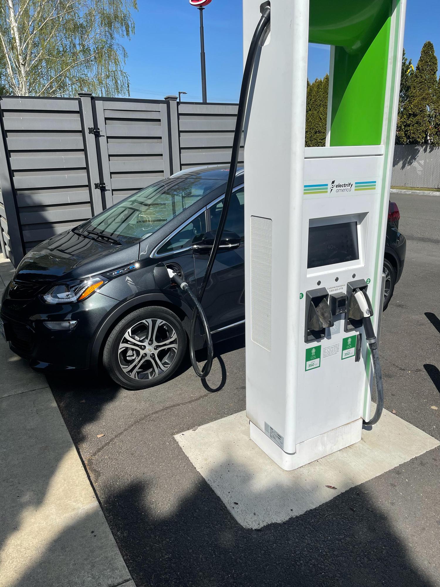 Taco Bell | Ellensburg, WA | EV Station