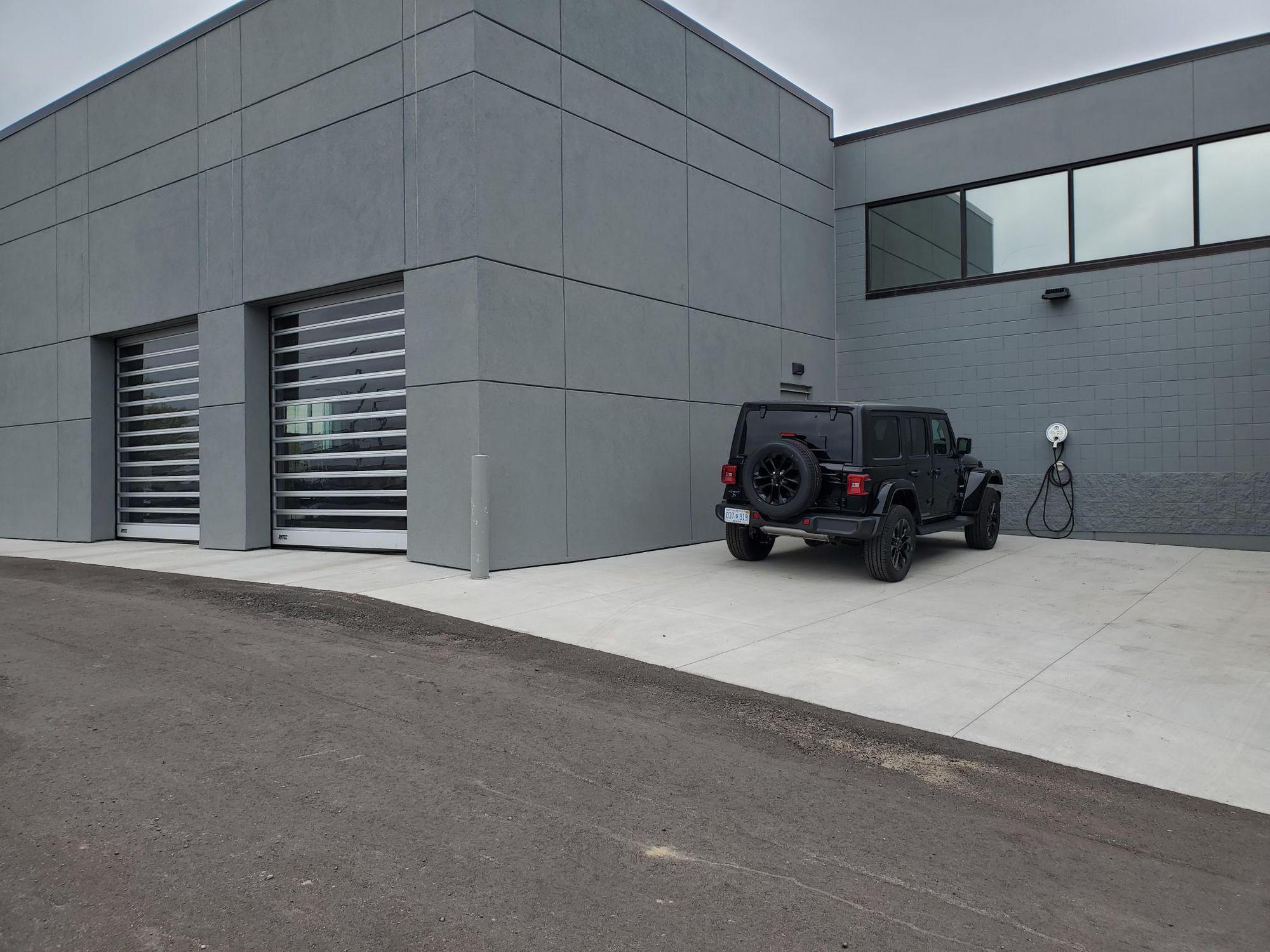 Fox Chrysler Dodge Jeep Ram | Grand Rapids, MI | EV Station