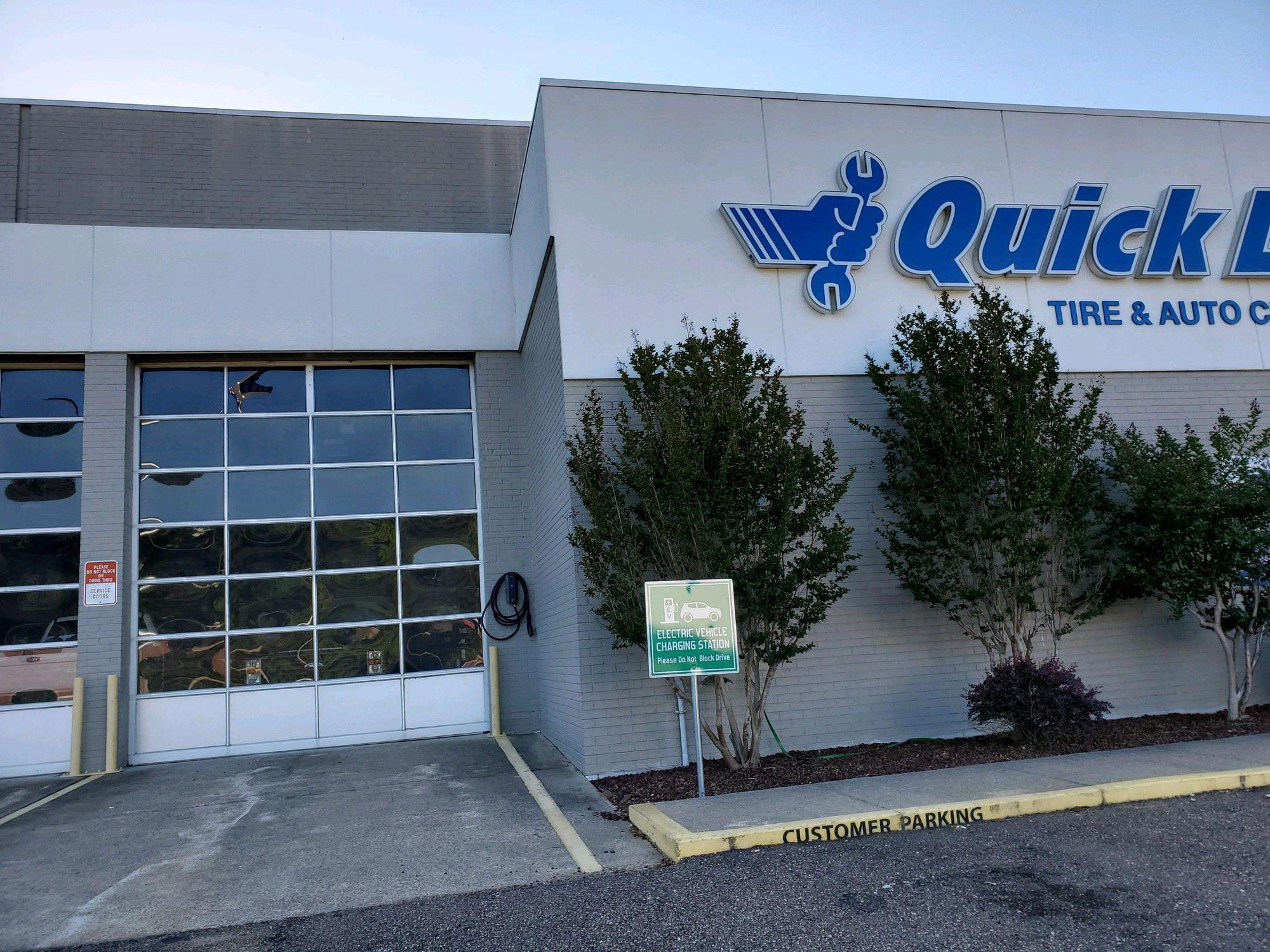 Jim Golden Ford Lincoln | Camden, AR | EV Station