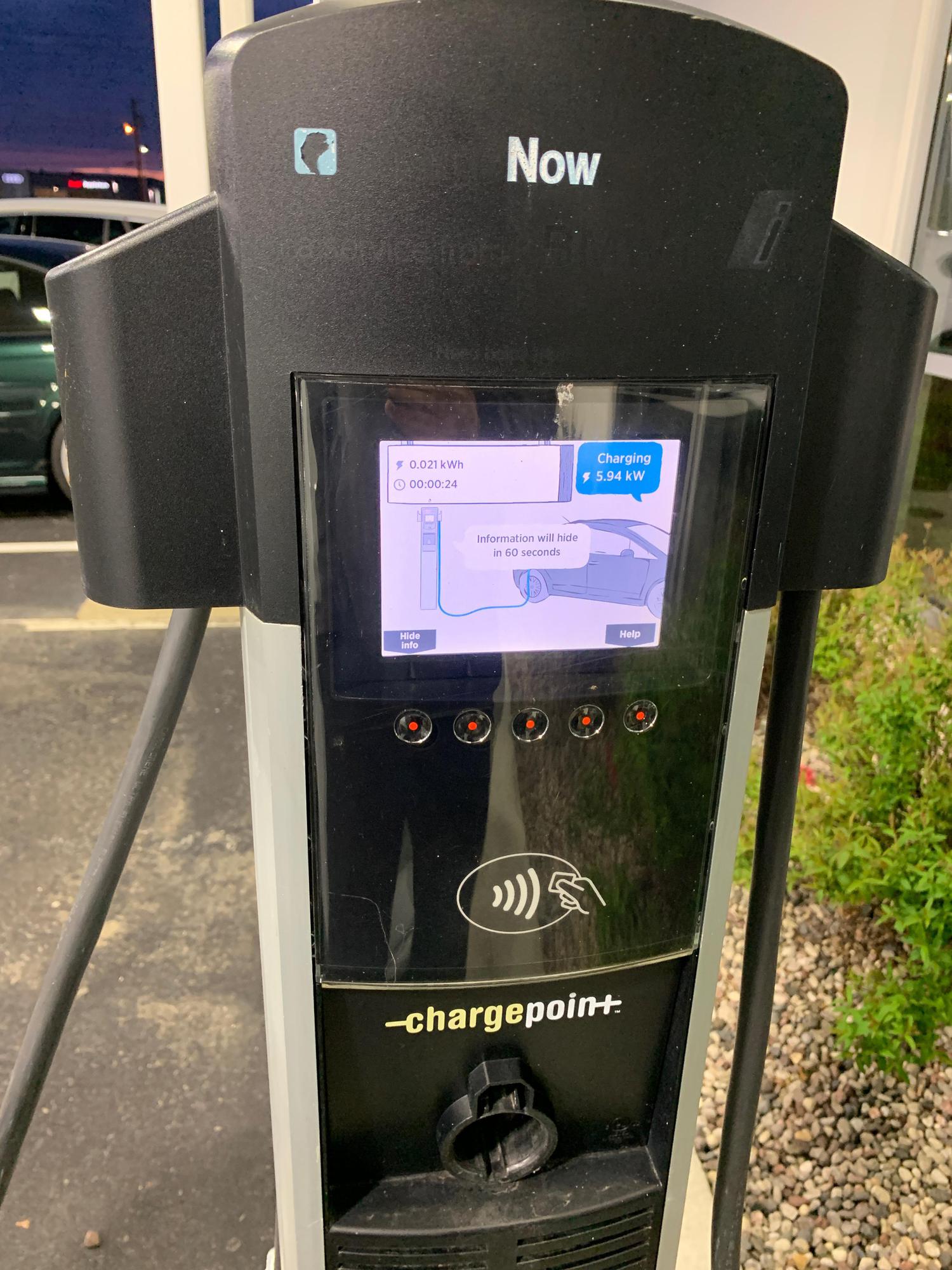 Bergstrom BMW | Appleton, WI | EV Station