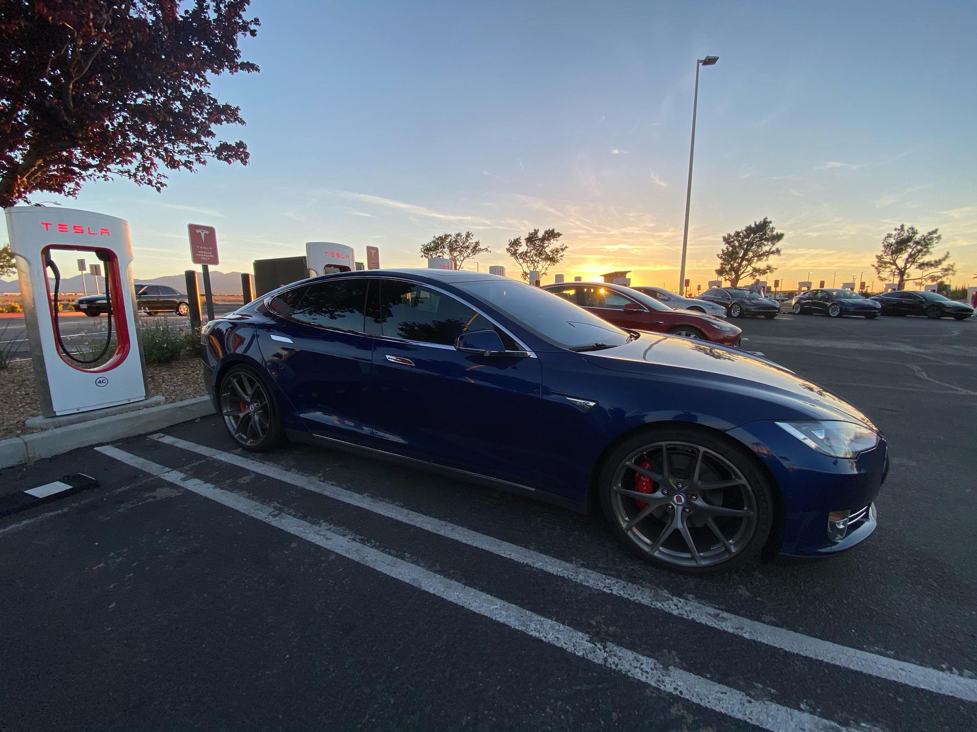 Target Hesperia, CA (1) | Hesperia, CA | EV Station