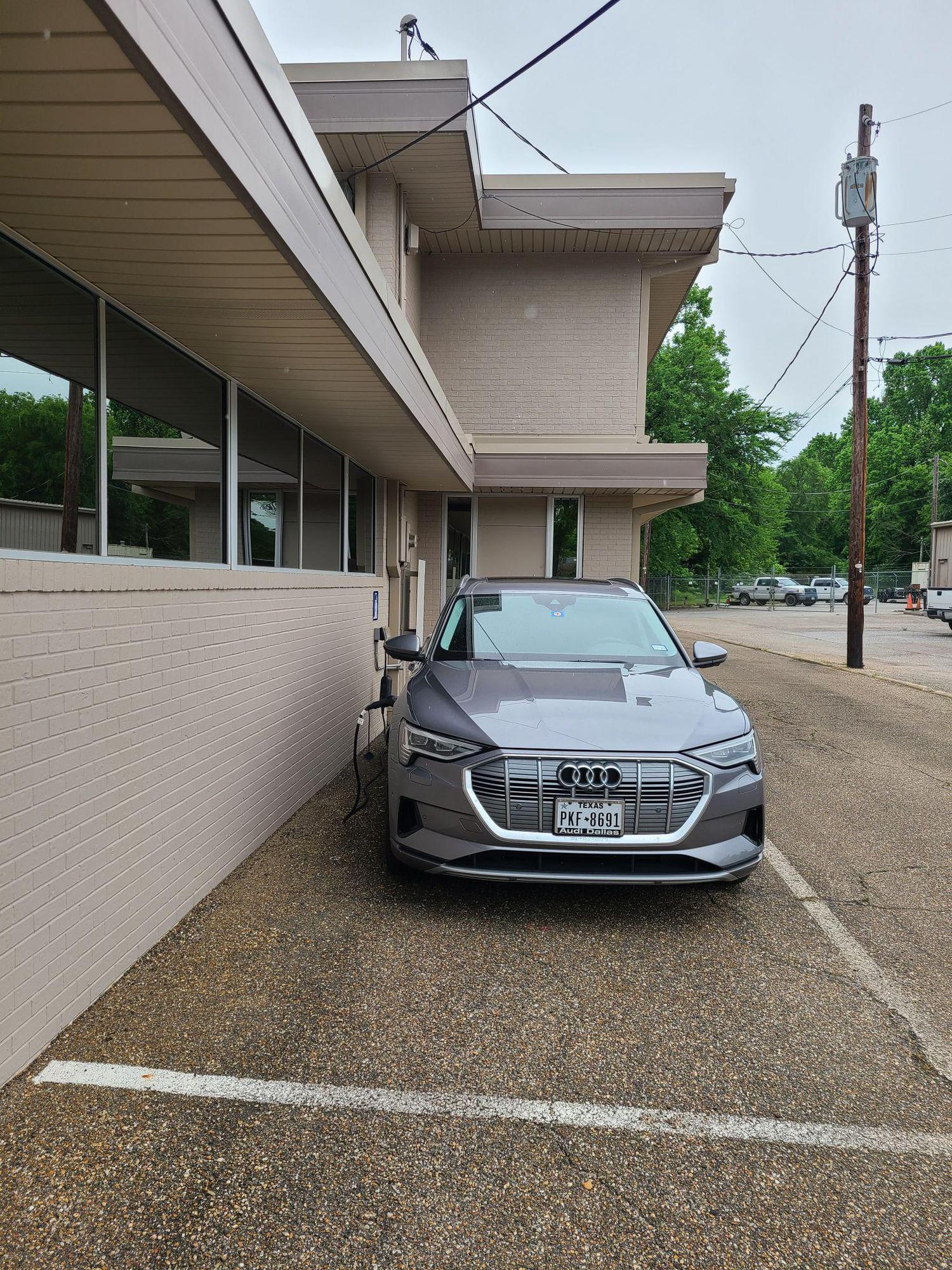 USI Insurance Services | Longview, TX | EV Station