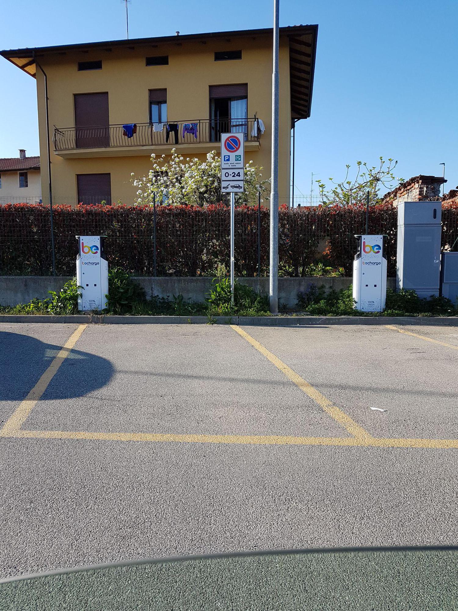 Ponderano Posteggio | Ponderano, Piemonte | EV Station