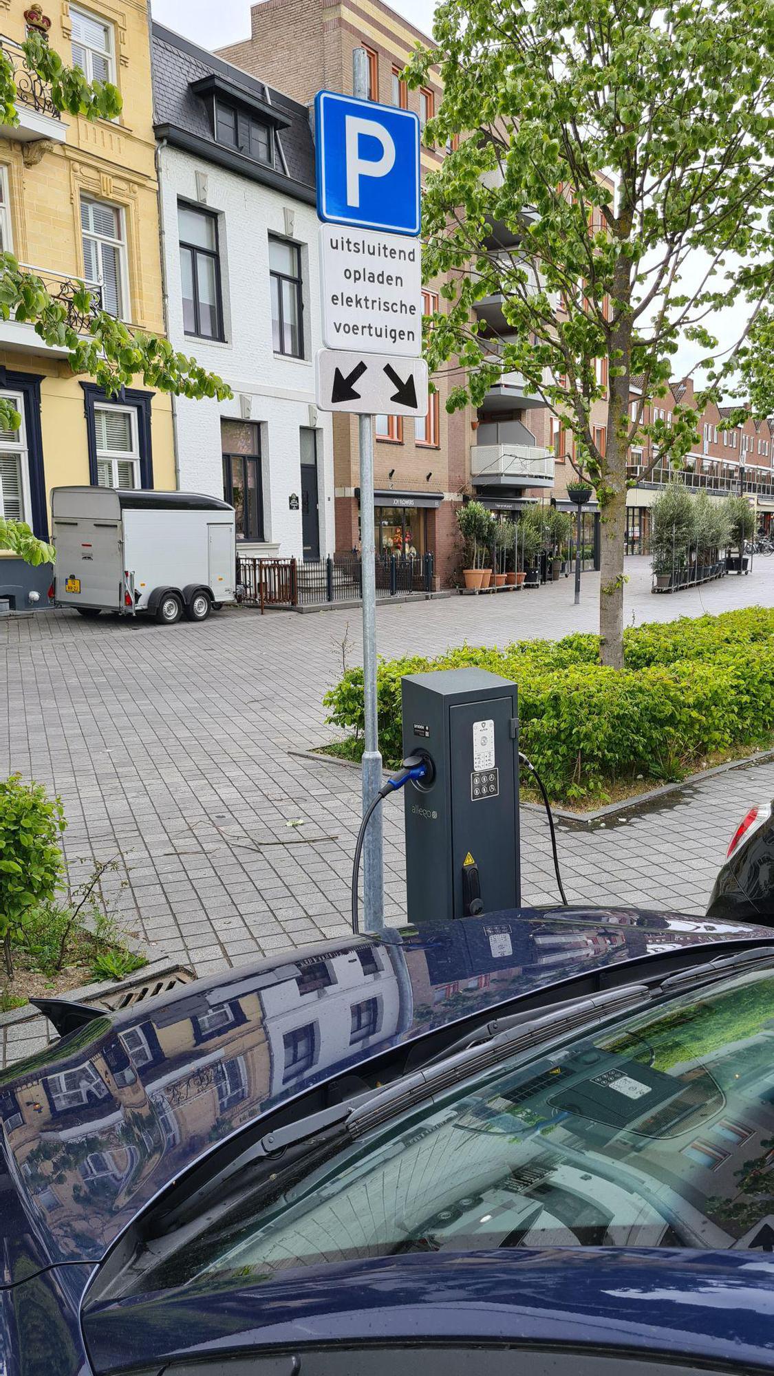 Walramplein Parkeerplaats | Valkenburg, LI | EV Station