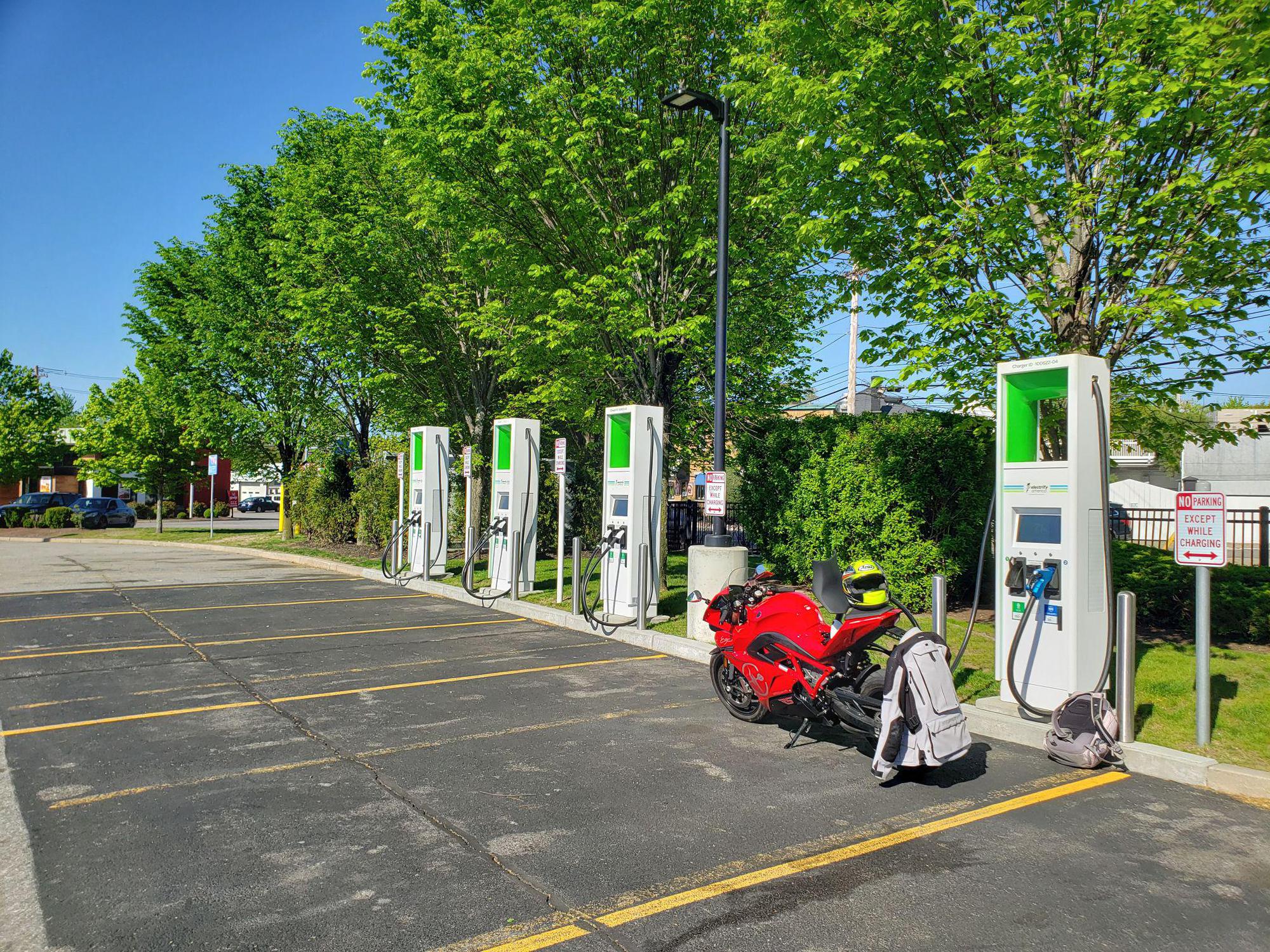 Walmart Supercenter | Providence, RI | EV Station