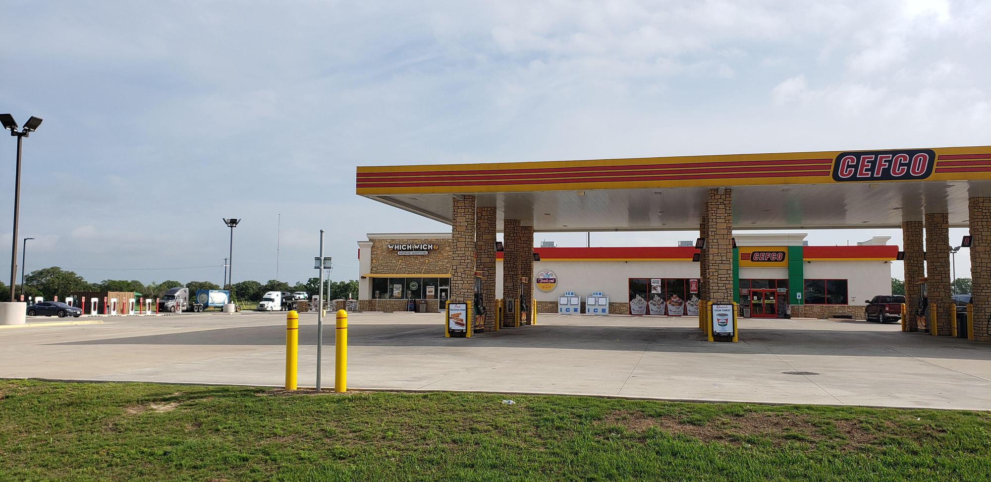 CEFCO Travel Center | Giddings, TX | EV Station
