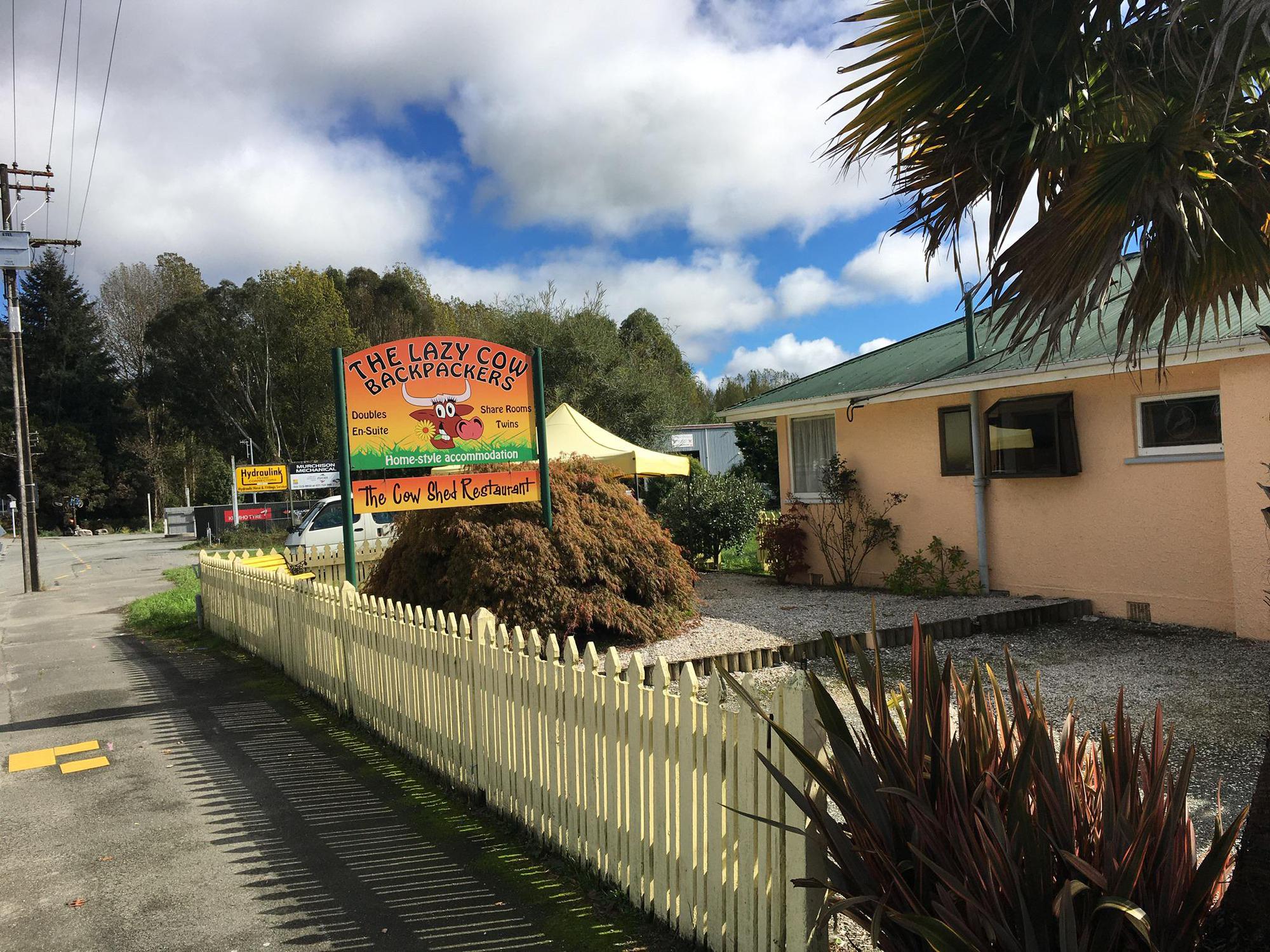 The Lazy Cow Accommodation | Murchison, Tasman | EV Station