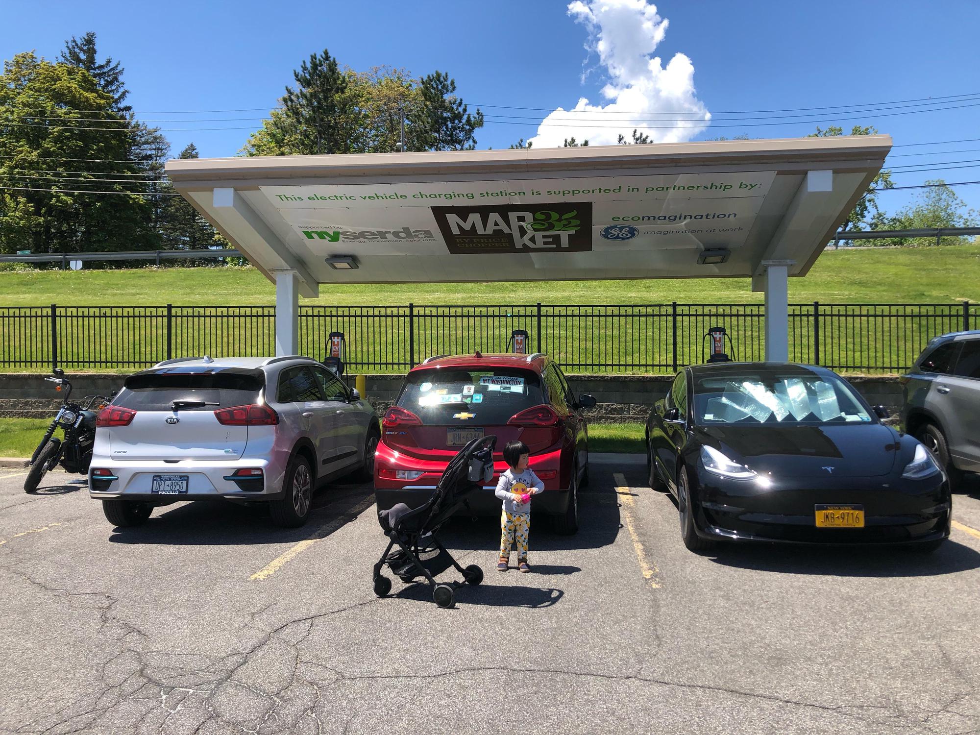 Mohawk Commons | Schenectady, NY | EV Station