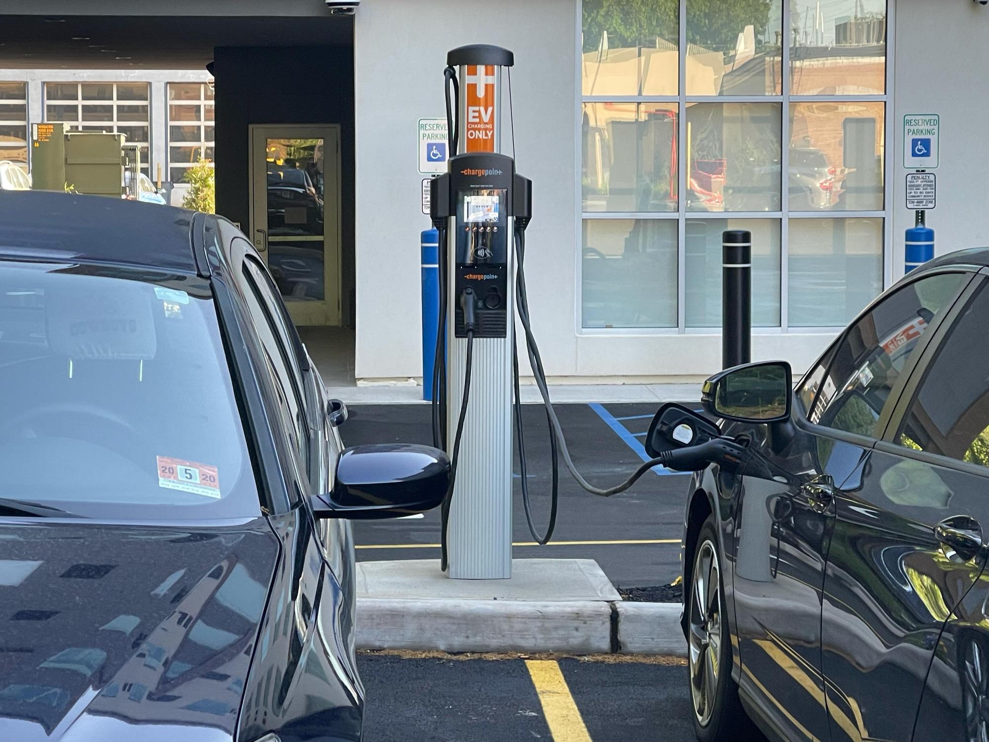 Element Hotel | Wood-Ridge, NJ | EV Station
