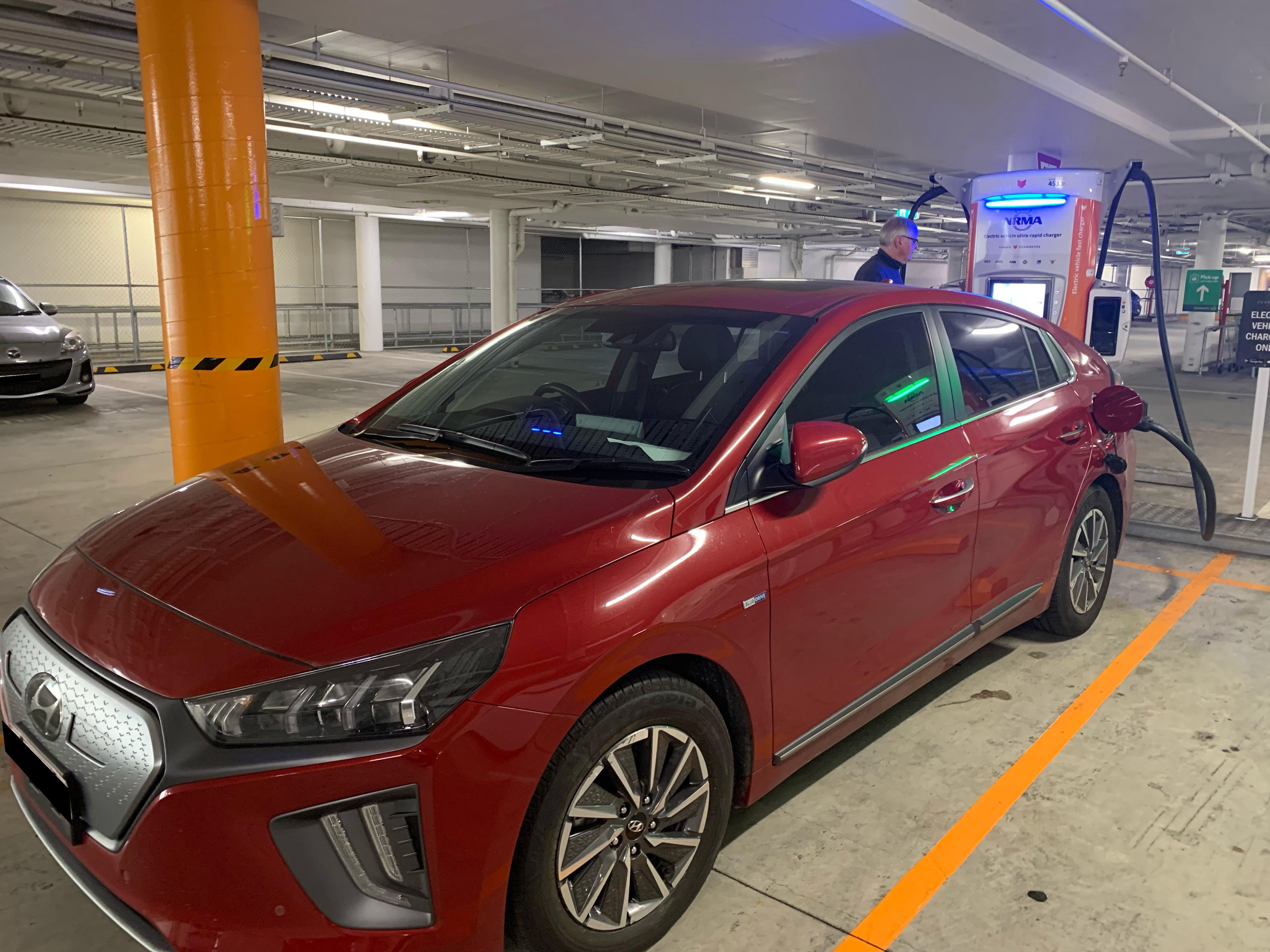 Woolworths Shell Cove | Shell Cove, NSW | EV Station