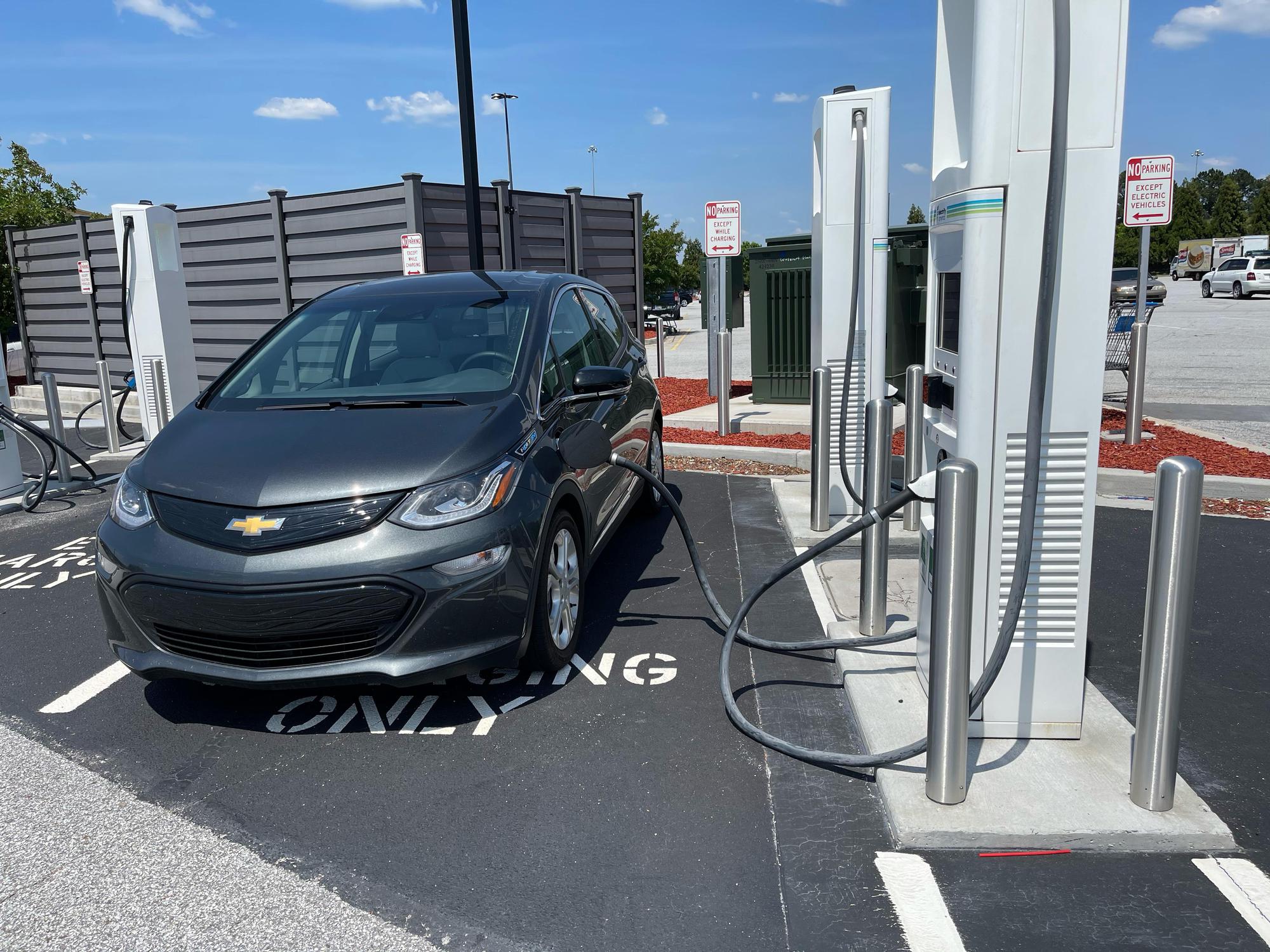 Walmart Supercenter | Stockbridge, GA | EV Station
