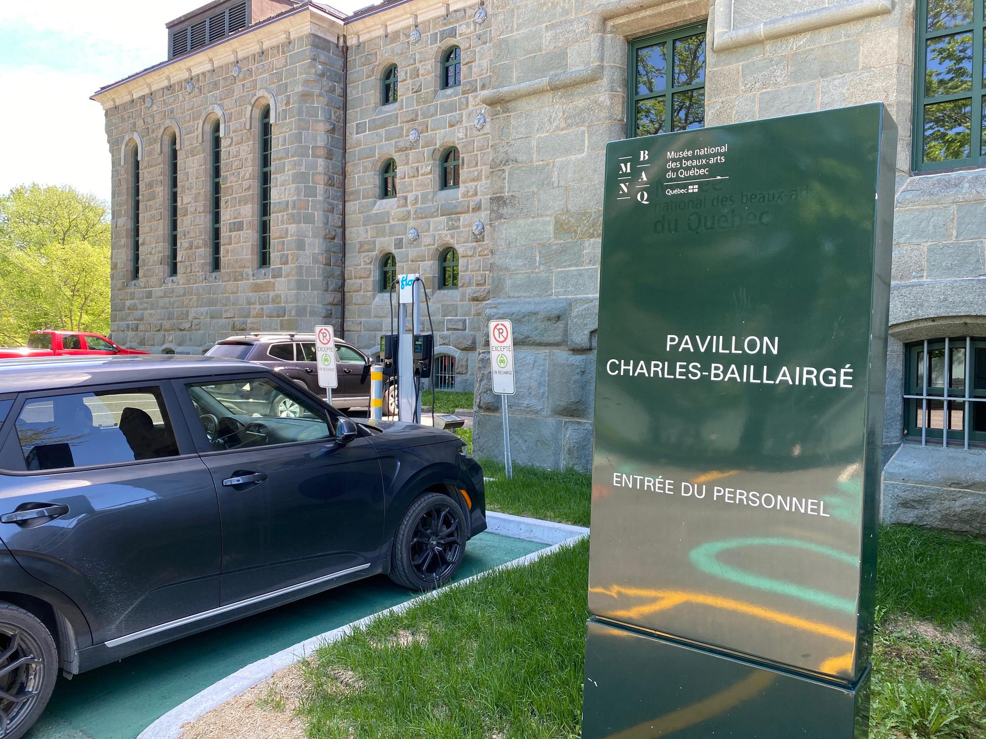 Pavillon Pierre-Lassonde | Québec, QC | EV Station