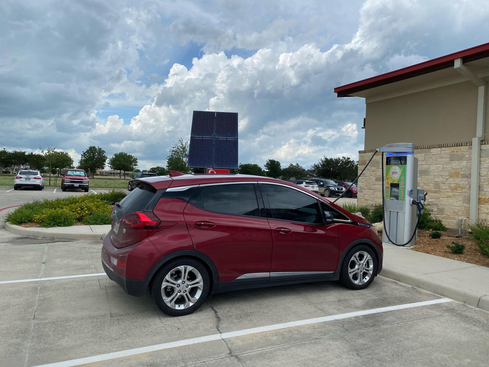 GVEC Electric Cooperative | Seguin, TX | EV Station