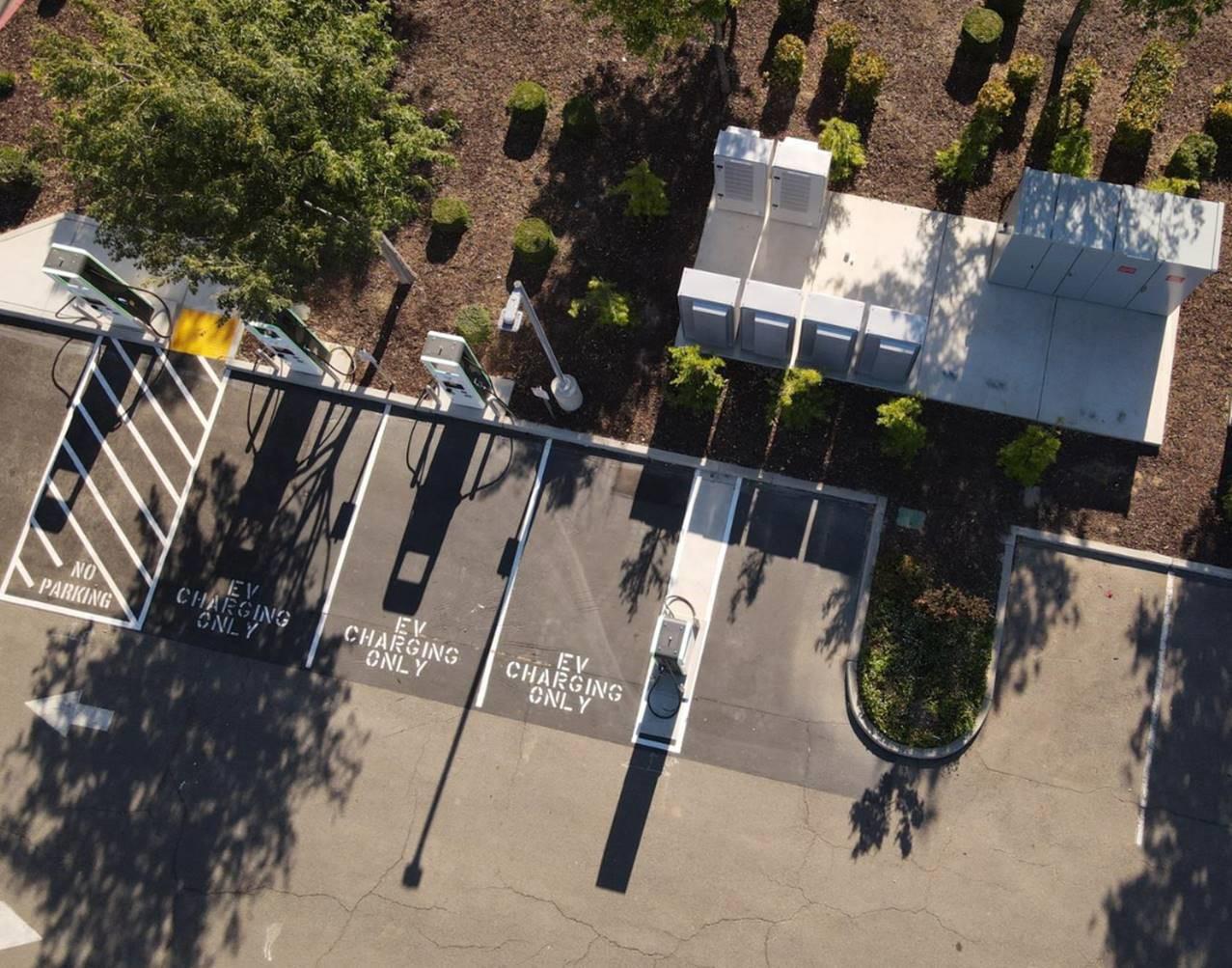 Stonecreek Plaza - Target | Los Banos, CA | EV Station