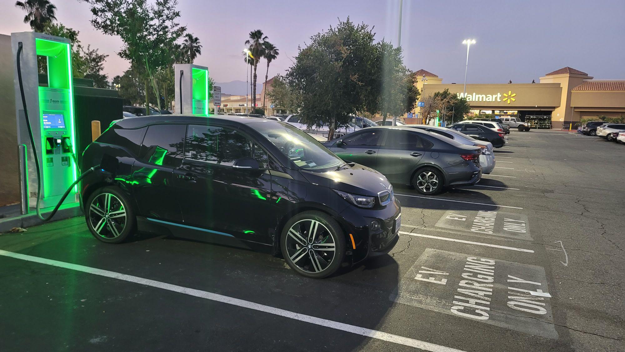 Walmart Supercenter Colton | Colton, CA | EV Station
