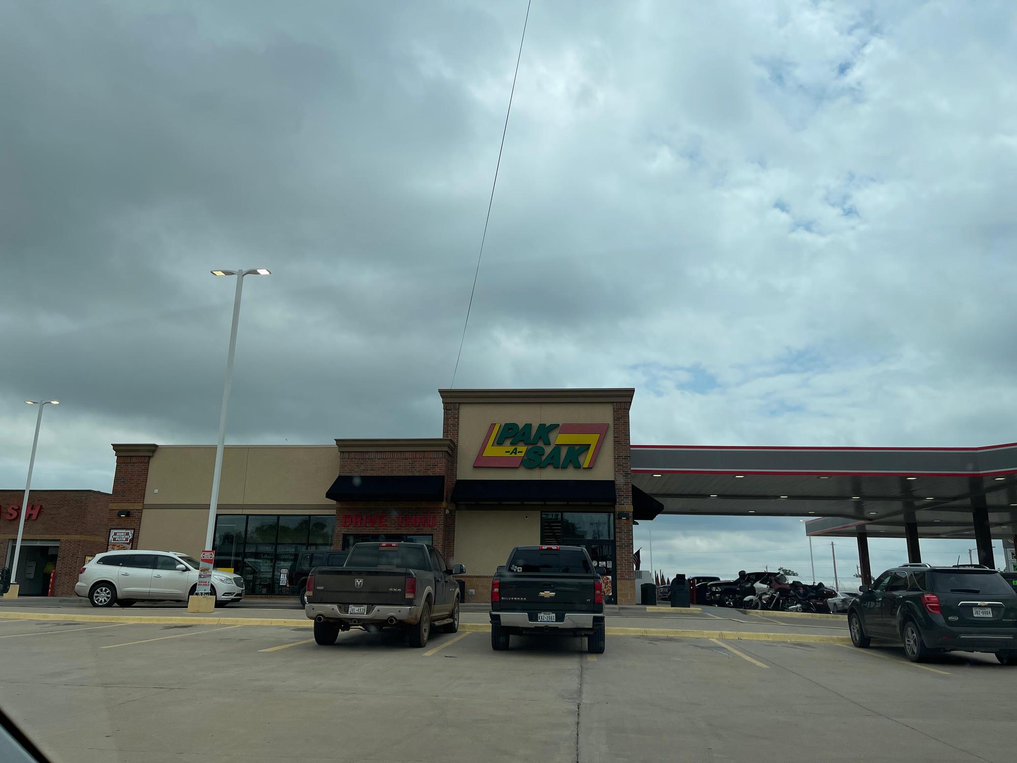 Pak A Sak Convenience Store | Childress, TX | EV Station