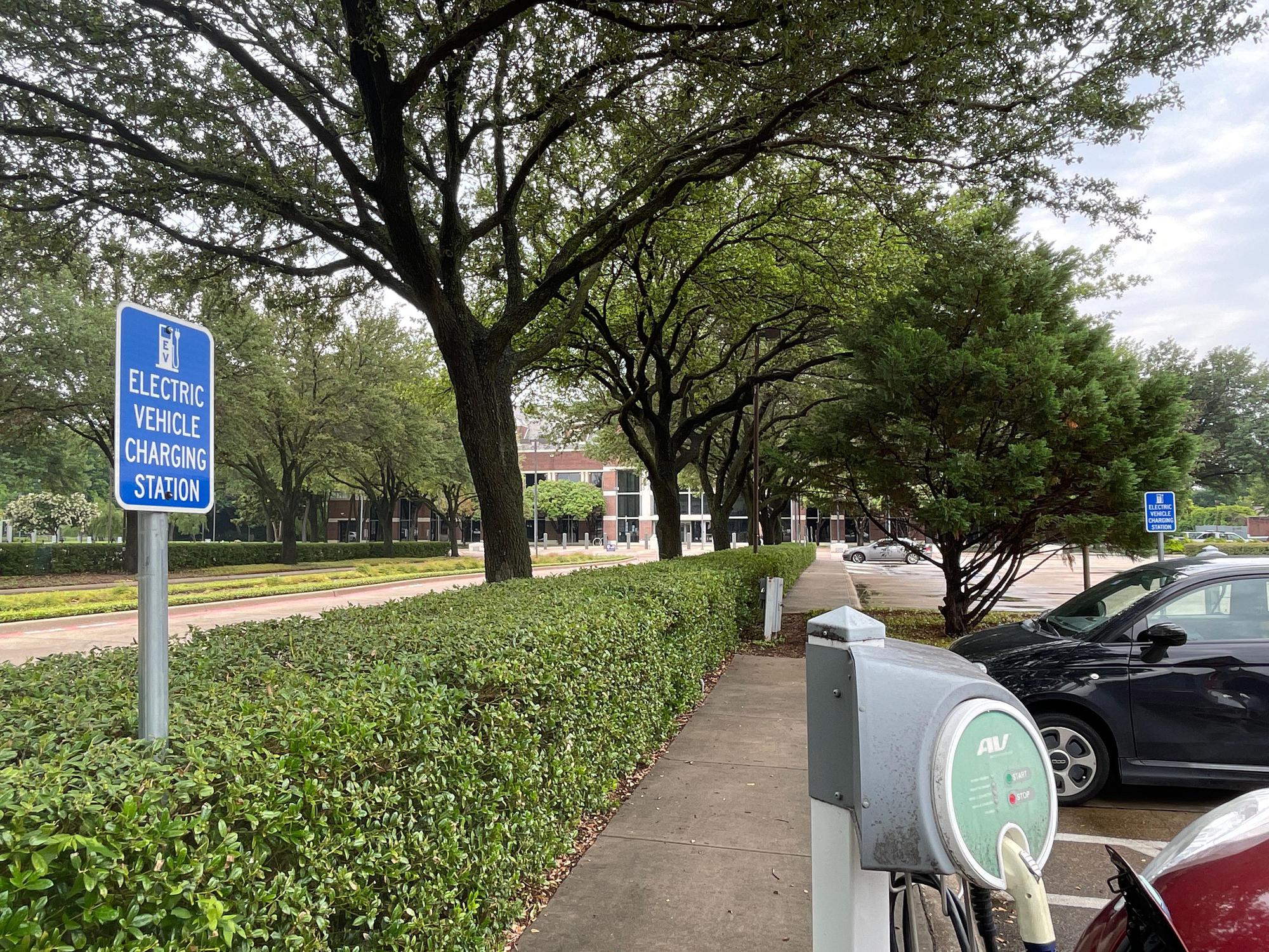 Farmers Branch City Hall | Farmers Branch, TX | EV Station