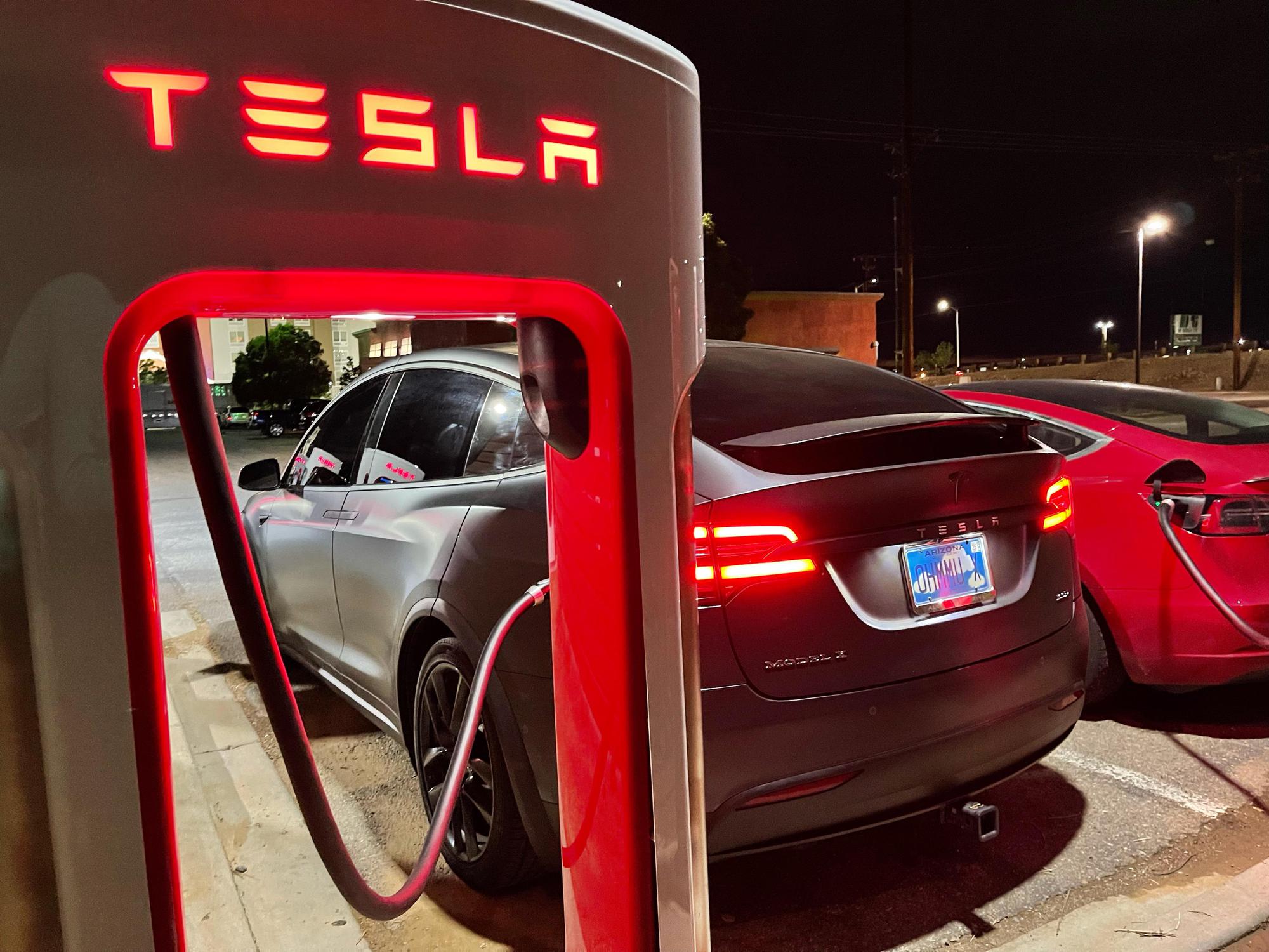 Applebee's | Albuquerque, NM | EV Station