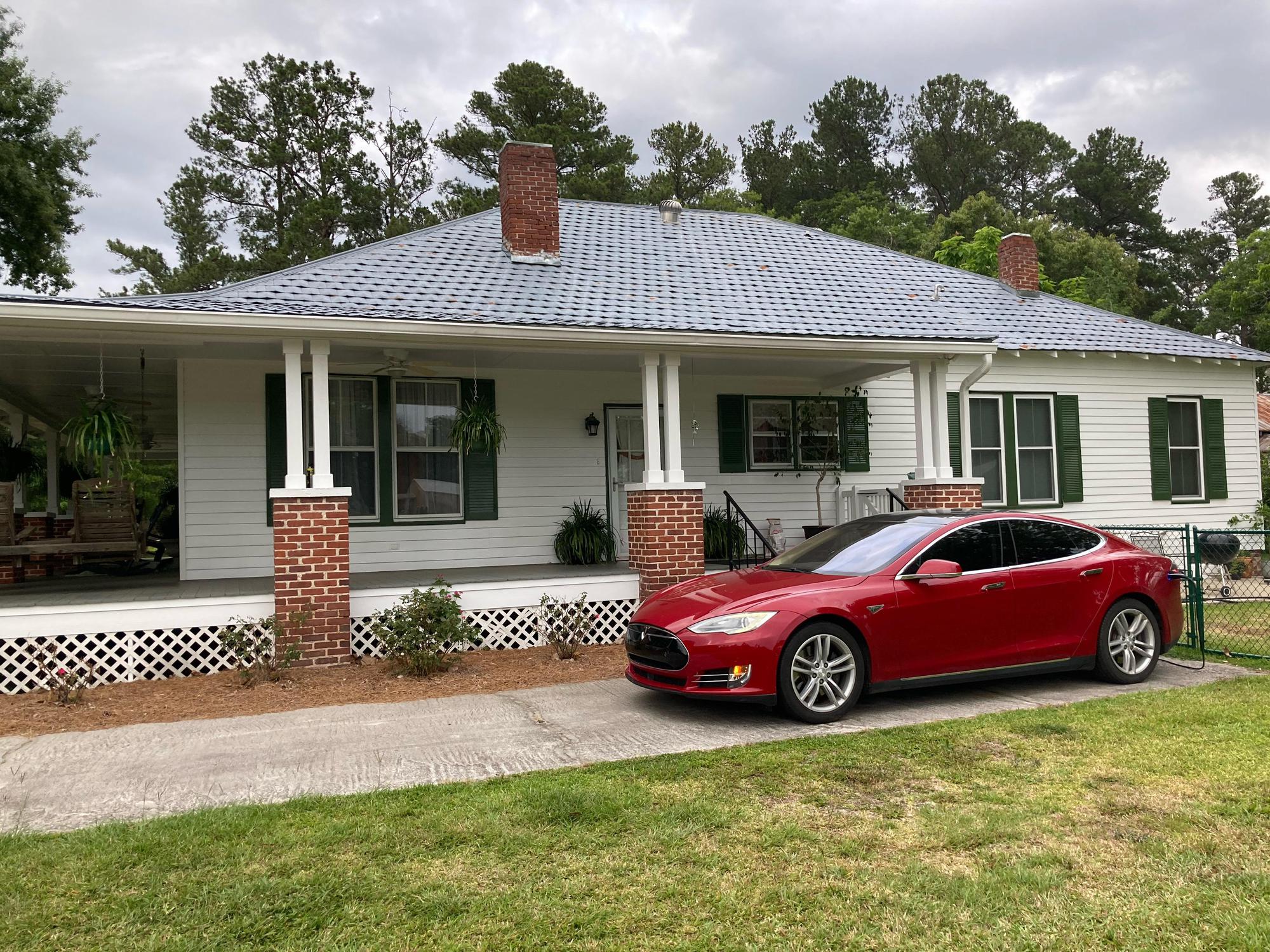 Miss Alda’s Inn Bed & Breakfast | Snelling, SC | EV Station