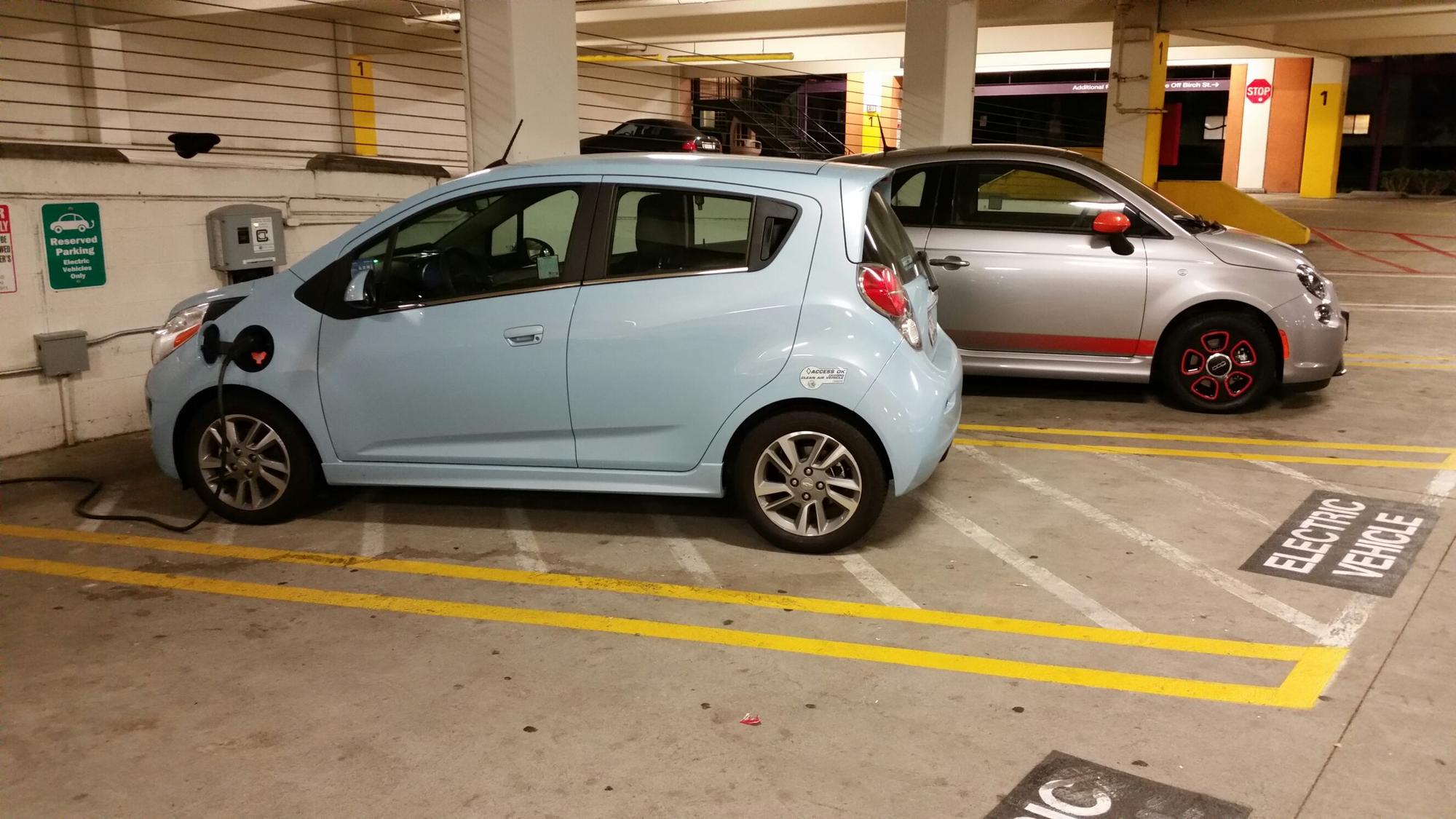 Downtown Brea - 101 S Brea Blvd Garage | Brea, CA | EV Station