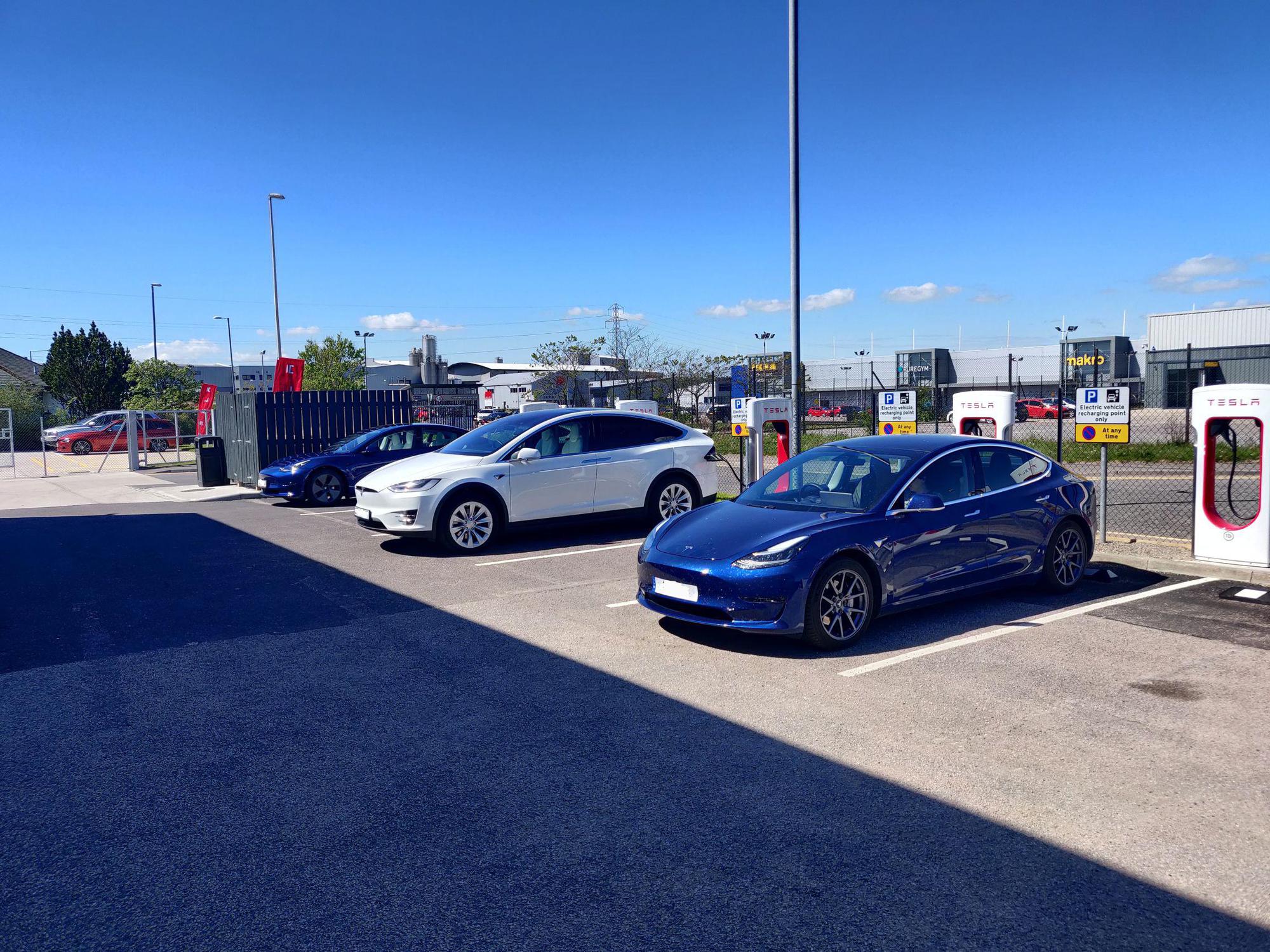 Tesla Centre Aberdeen | Wellington Cir, Aberdeen AB12 3EU, UK | EV Station