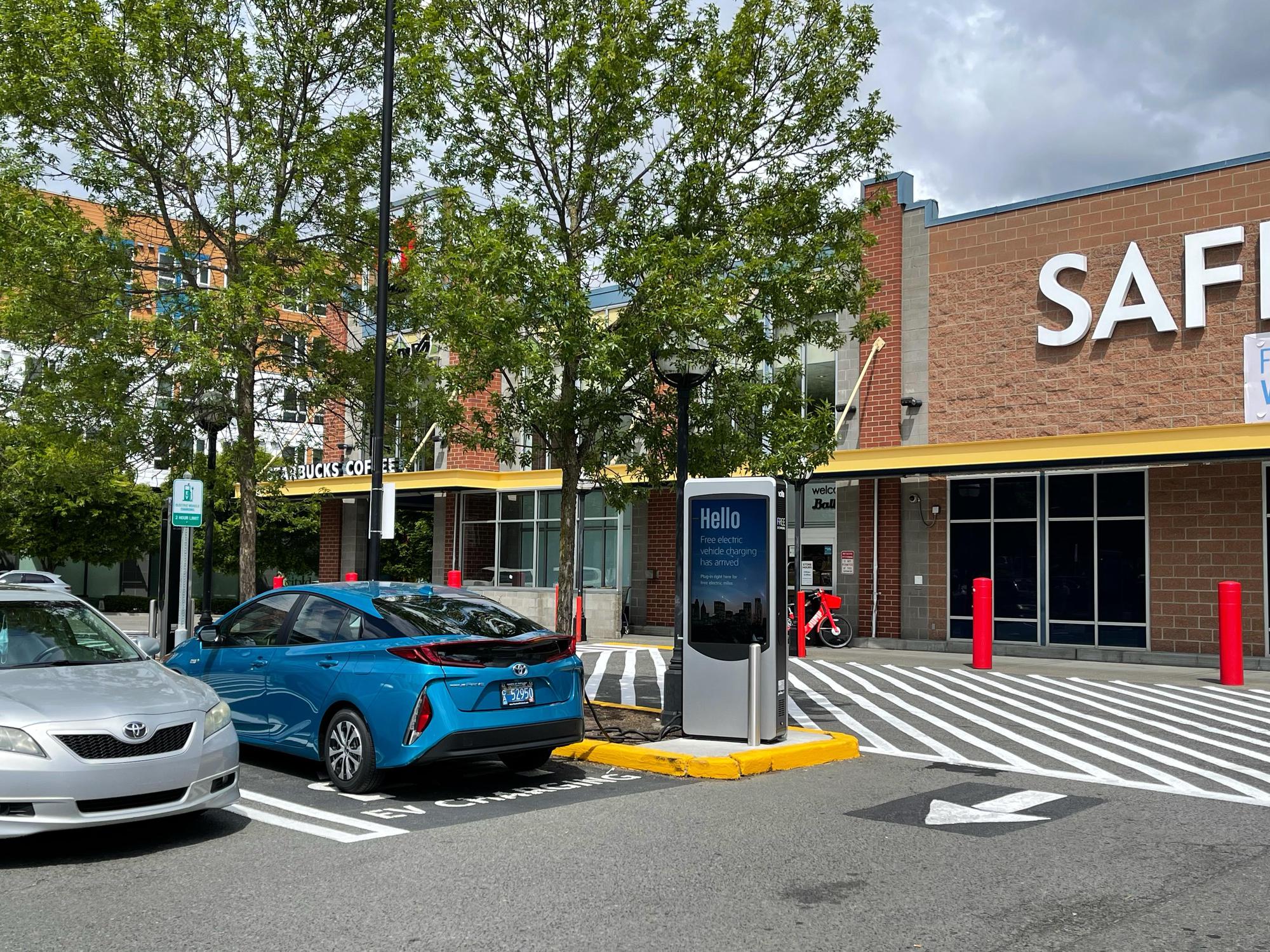 Safeway | Seattle, WA | EV Station