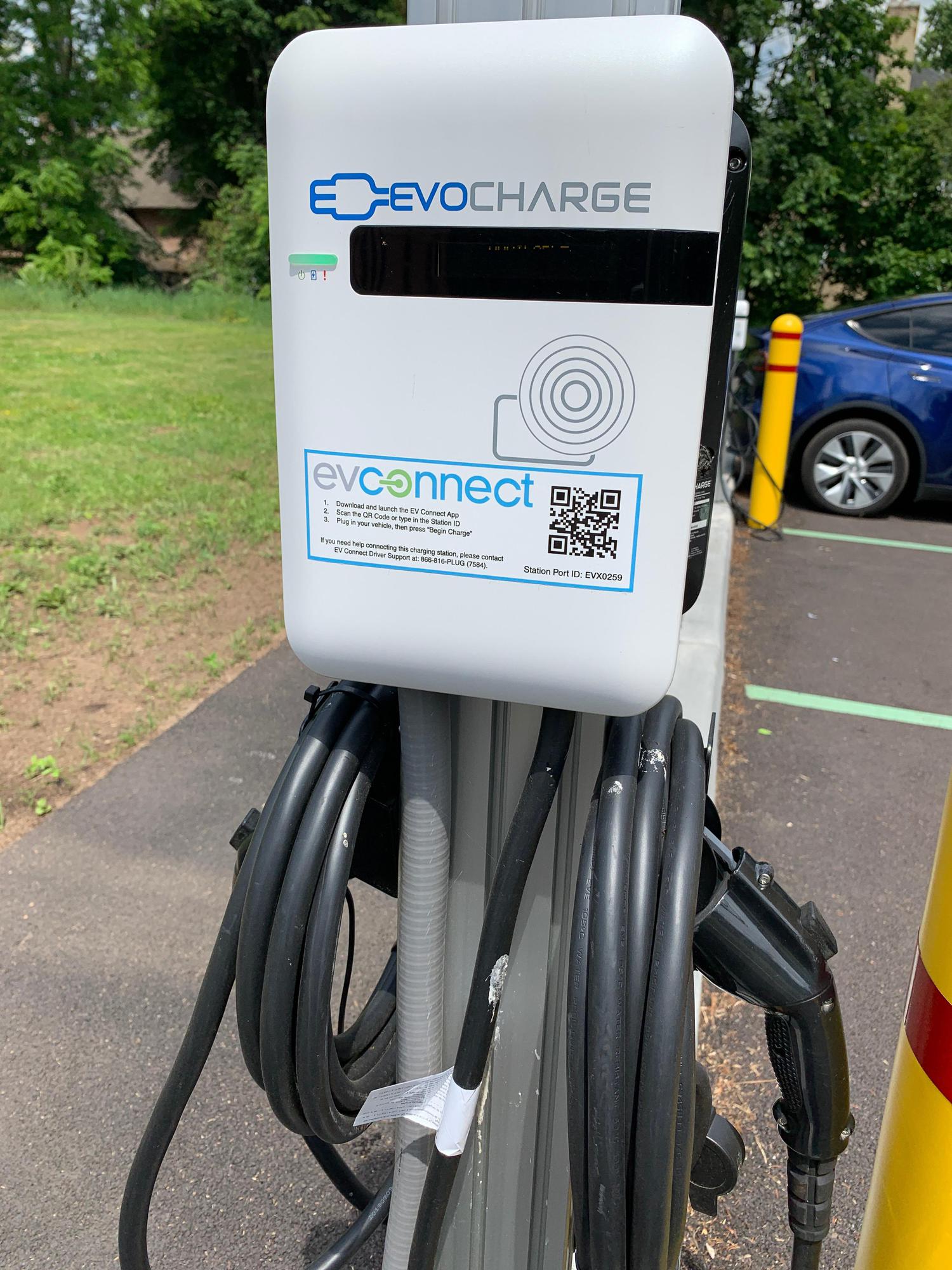 Oneida Public Library | Oneida, NY | EV Station