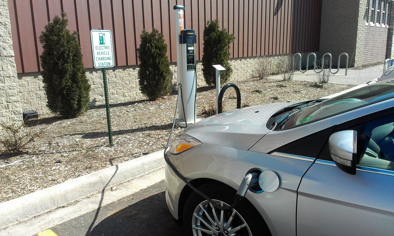 Outpost Natural Foods | Mequon, WI | EV Station