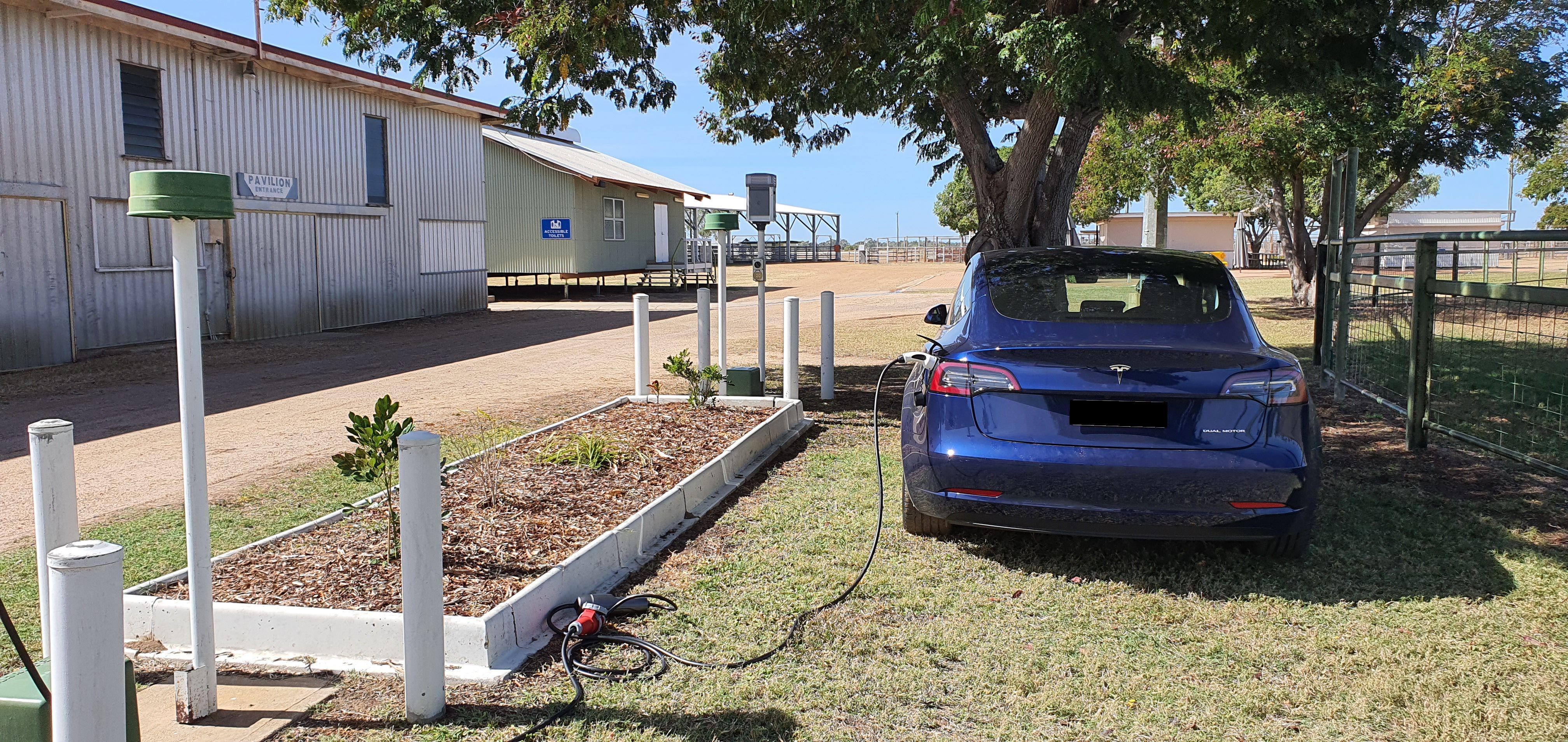 Hughenden Showgrounds | Hughenden, QLD | EV Station