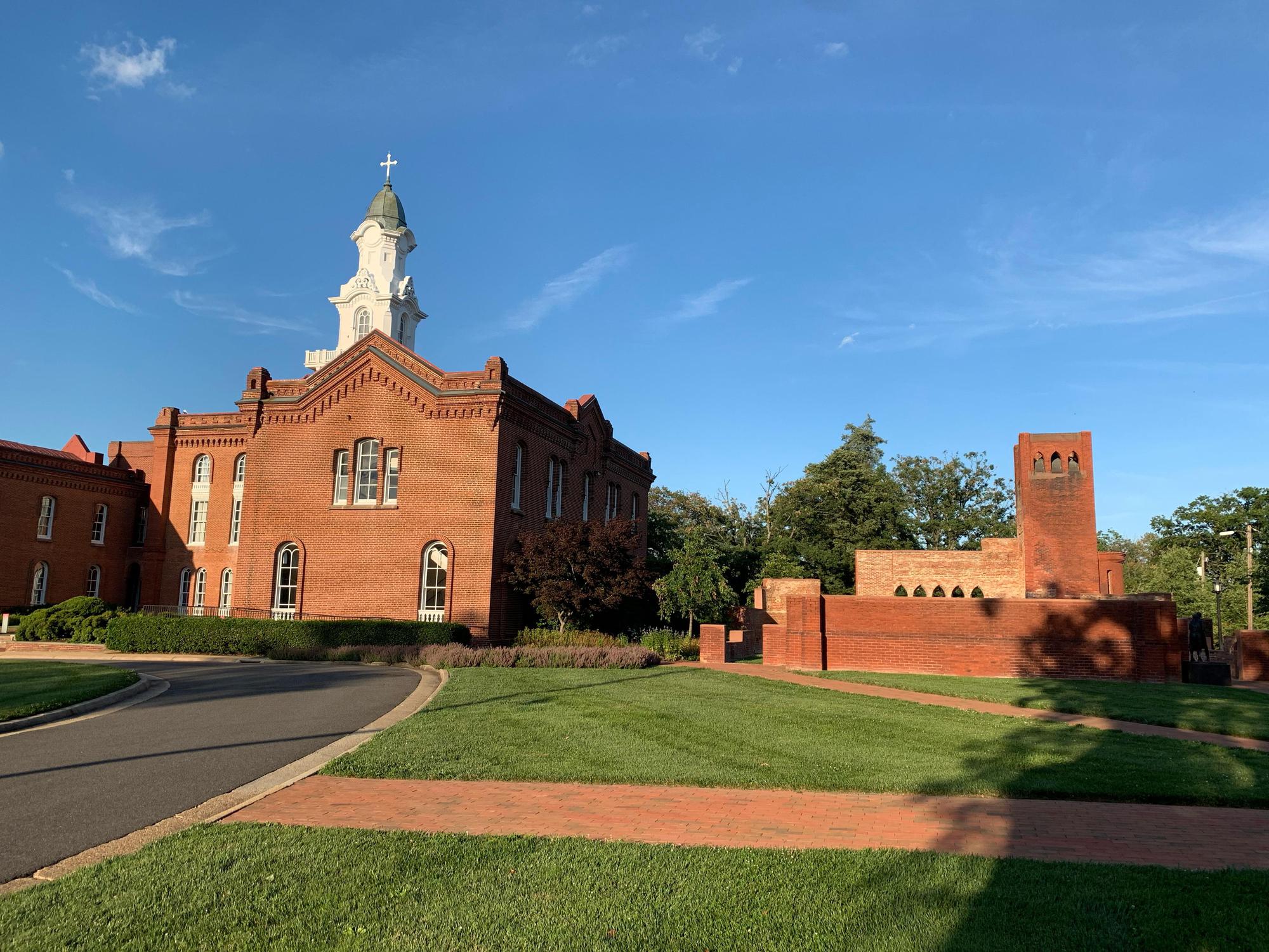 Virginia Theological Seminary | Alexandria, VA | EV Station