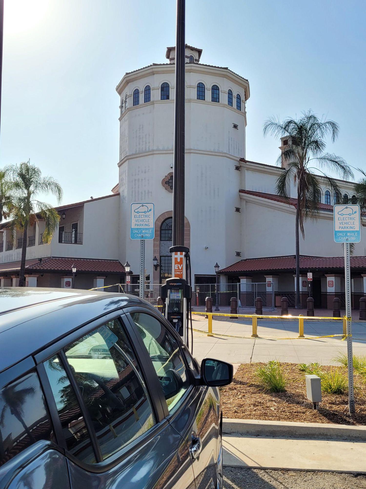 Santa Ana Regional Transportation Center | Santa Ana, CA | EV Station