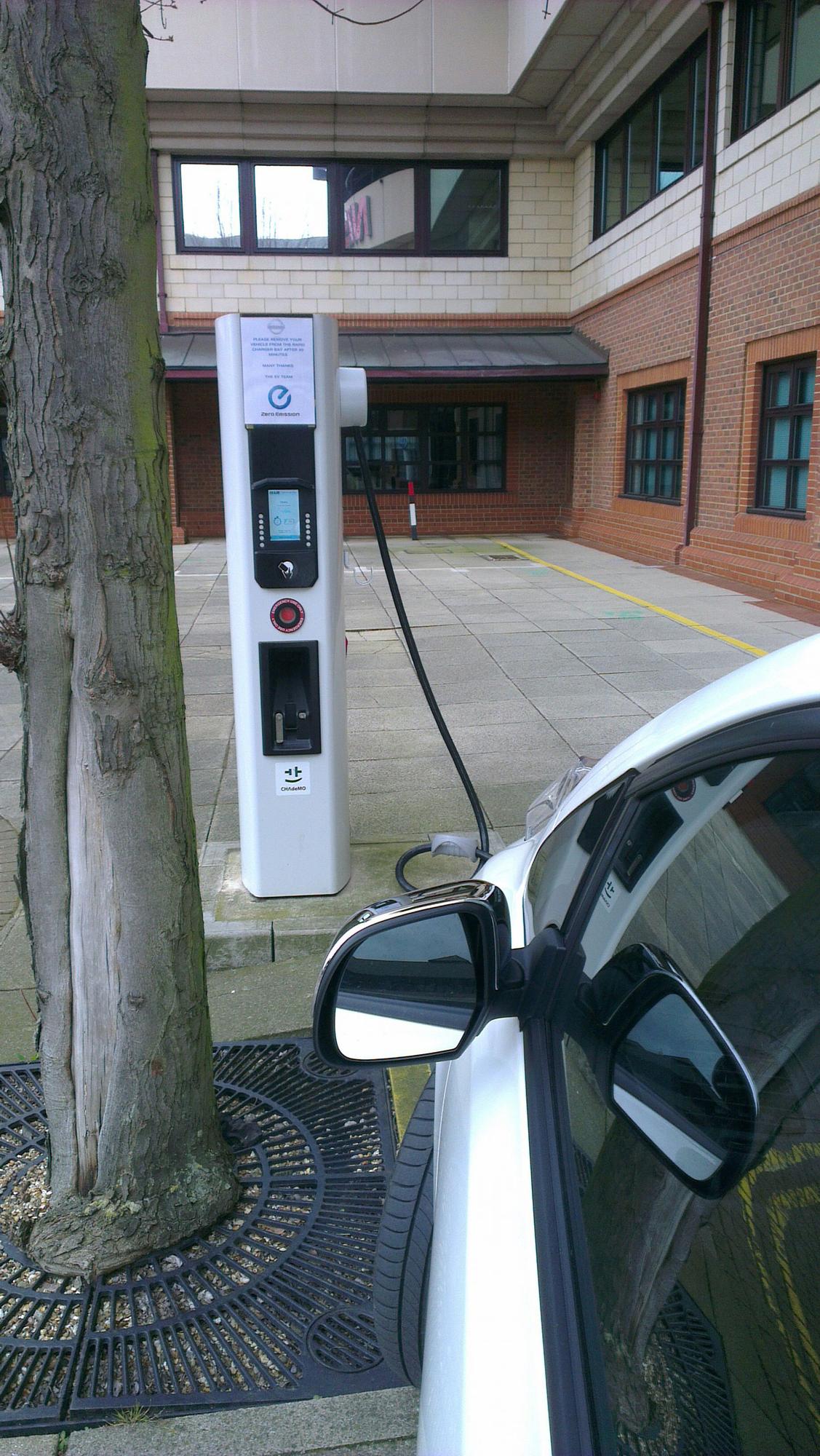 Nissan Renault Maple Cross | Maple Cross, England | EV Station