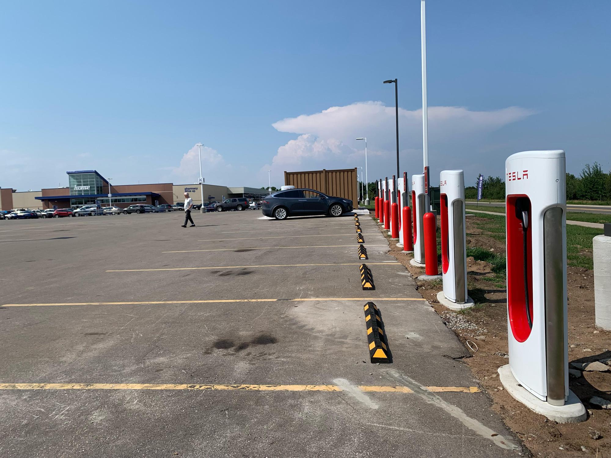 Meijer Escanaba (1) | Escanaba, MI | EV Station