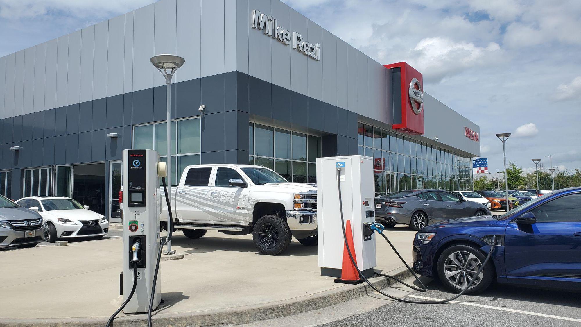 Mike Rezi Nissan Atlanta | Atlanta, GA | EV Station