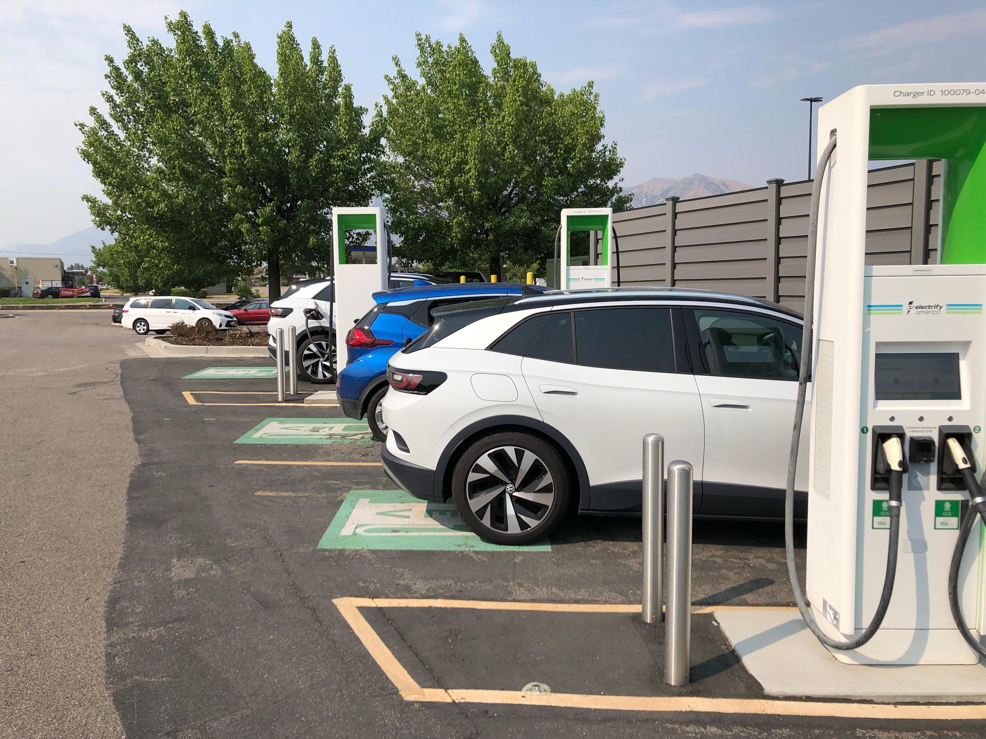 Walmart Supercenter | Perry, UT | EV Station