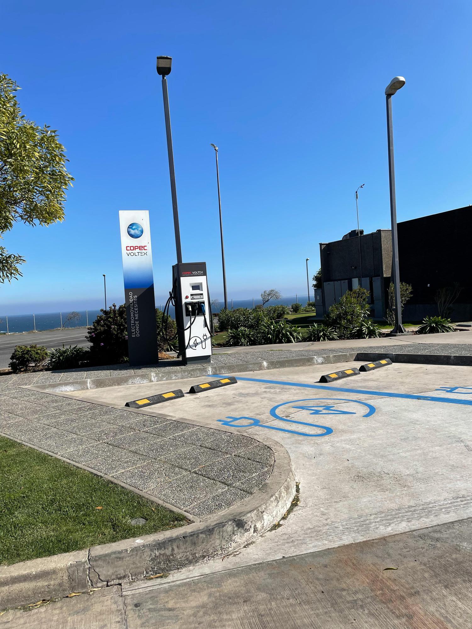 Copec Palo Colorado Poniente | Calle de servicio, Los Vilos, Coquimbo ...