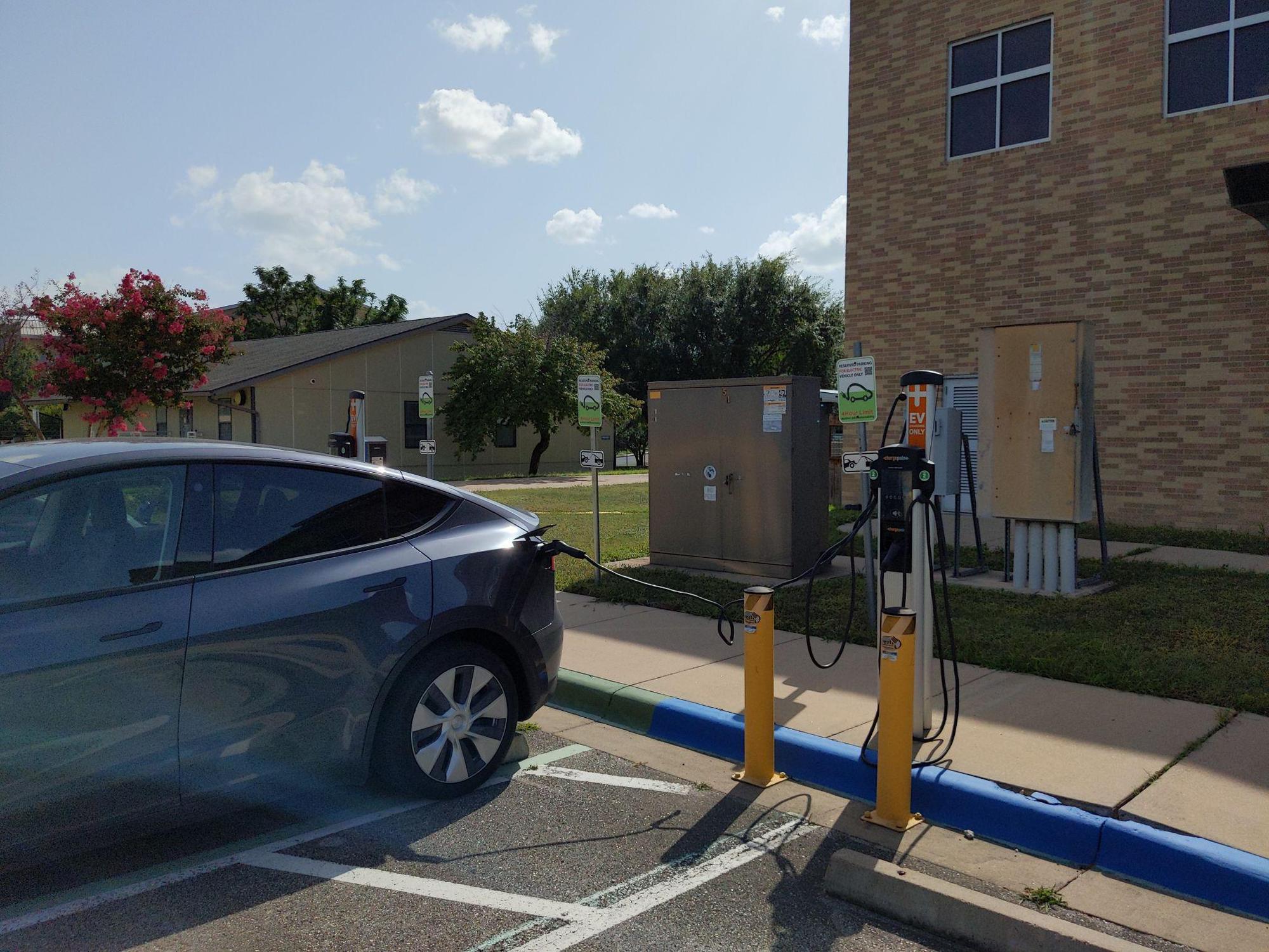 Austin Community College - Eastview Campus | Austin, TX | EV Station