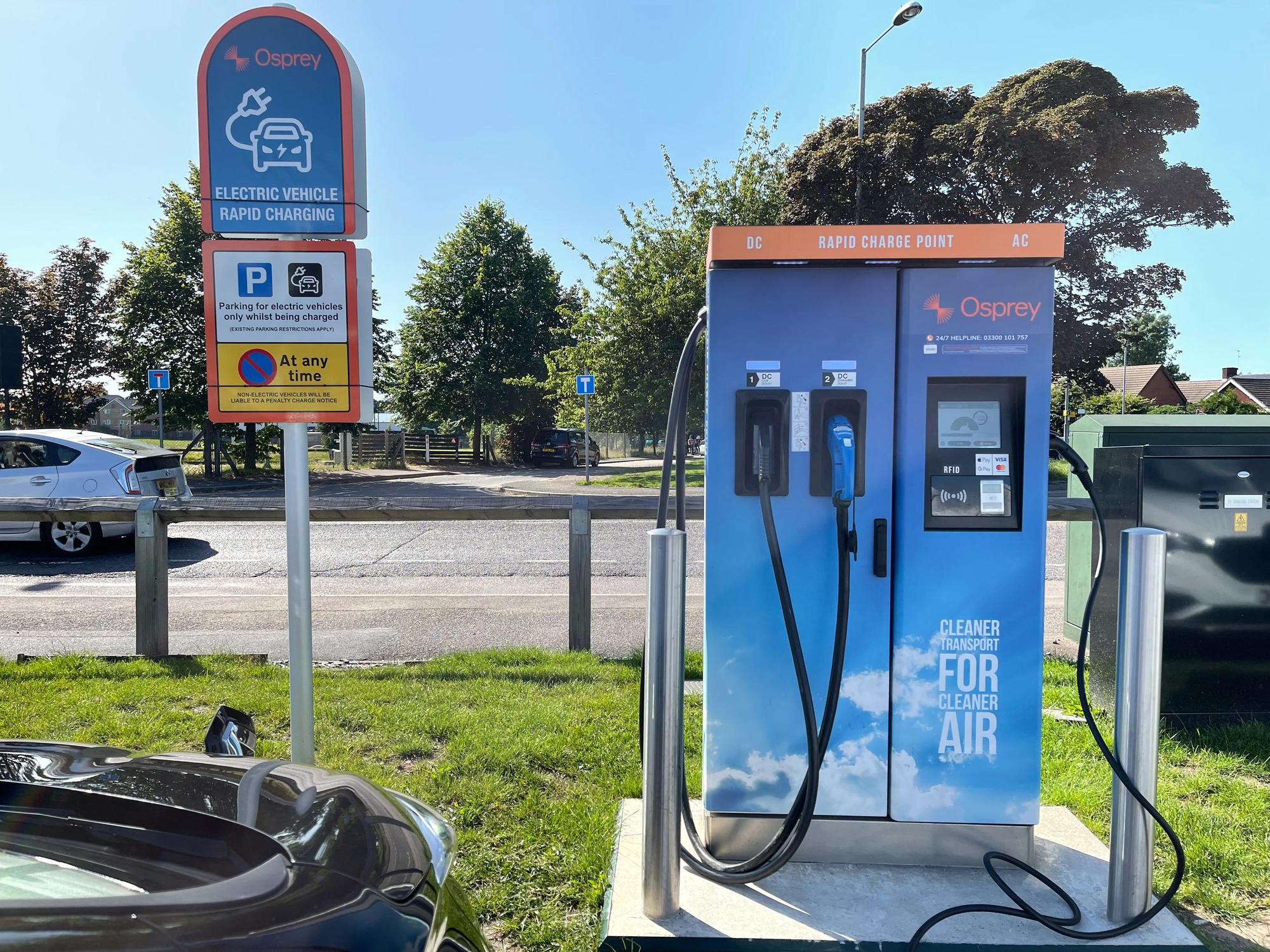 Hatters Way Retail Park - McDonalds | Chaul End Lane, Luton, LU4 8EZ ...