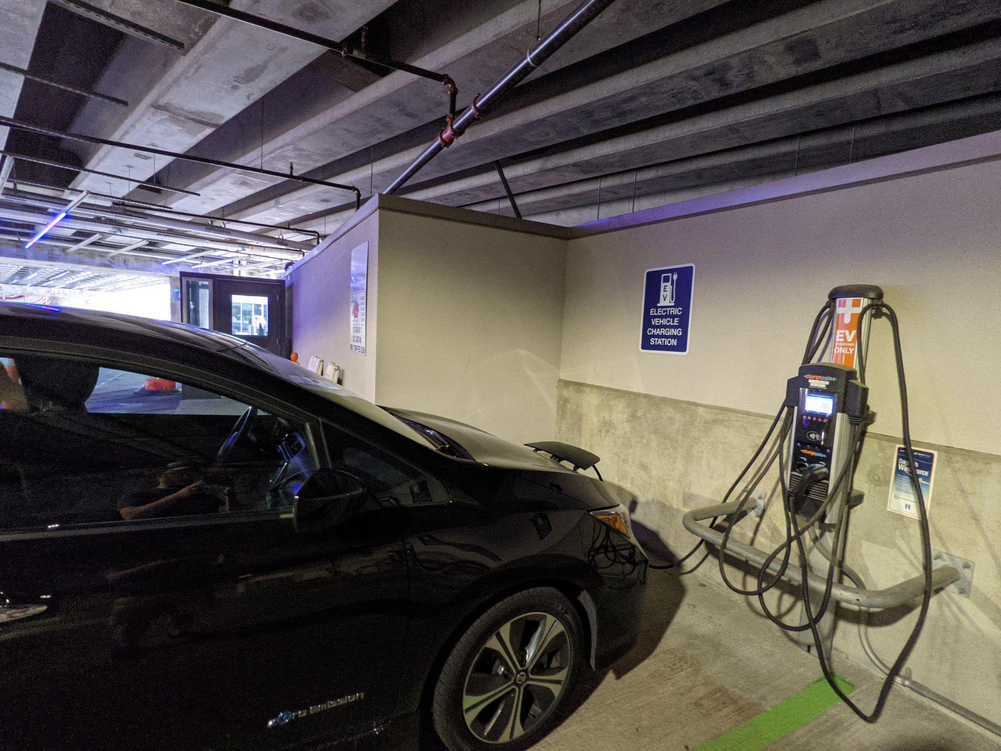 Target Field Station Ramp | Minneapolis, MN | EV Station