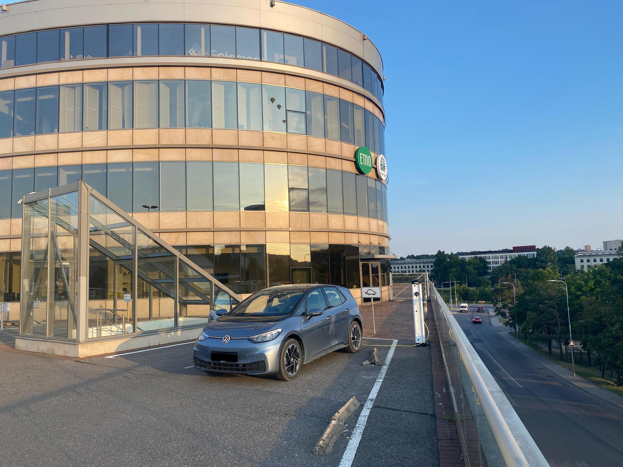 UniPark Charge Station | Vilnius, Vilniaus apskr. | EV Station