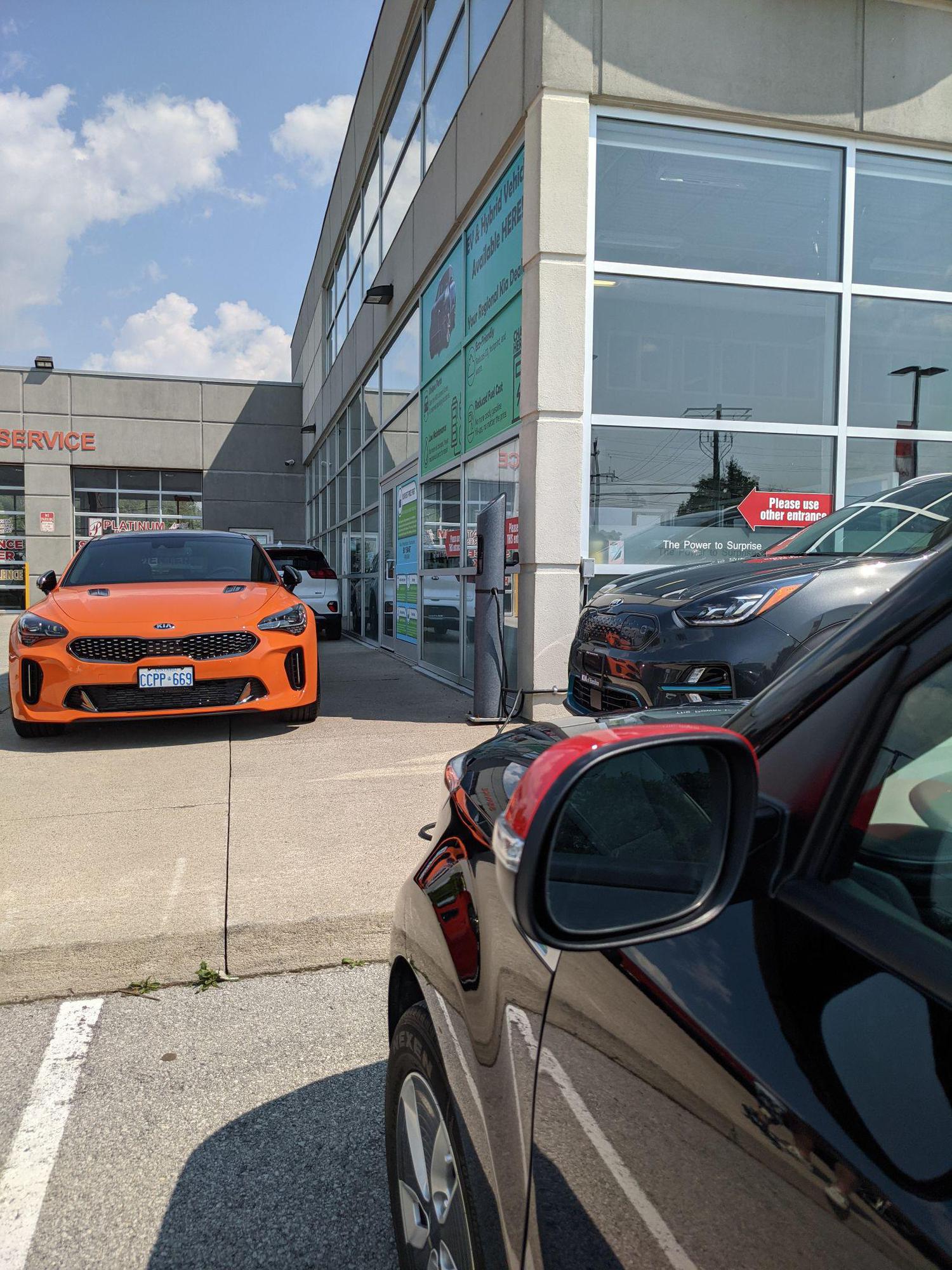 Kia of Hamilton | Hamilton, ON | EV Station