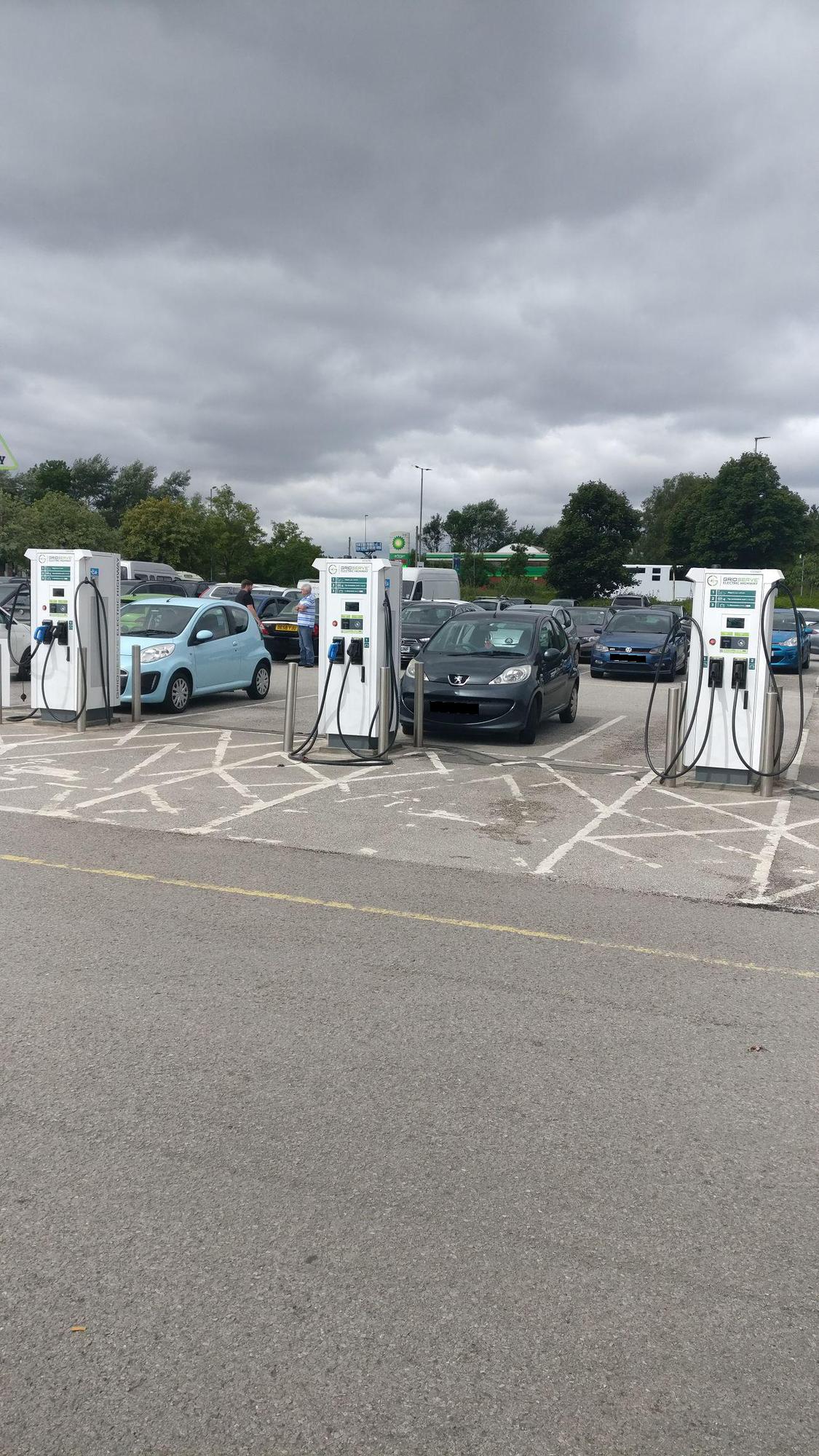Lymm Services M6 / M56 | Lymm, England | EV Station