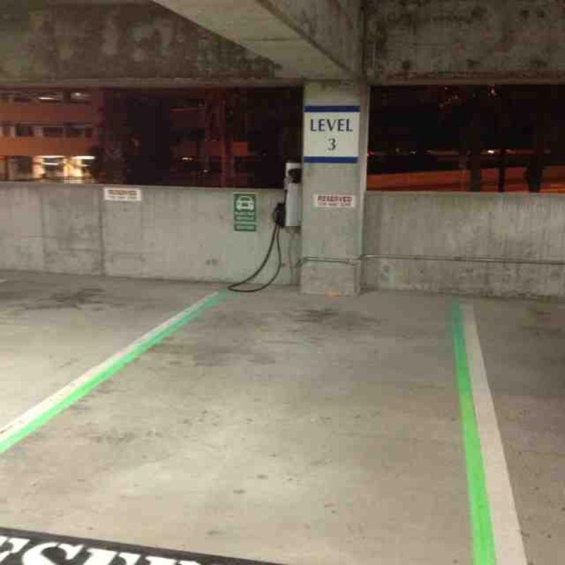 City Commons Parking Garage | Orlando, FL | EV Station